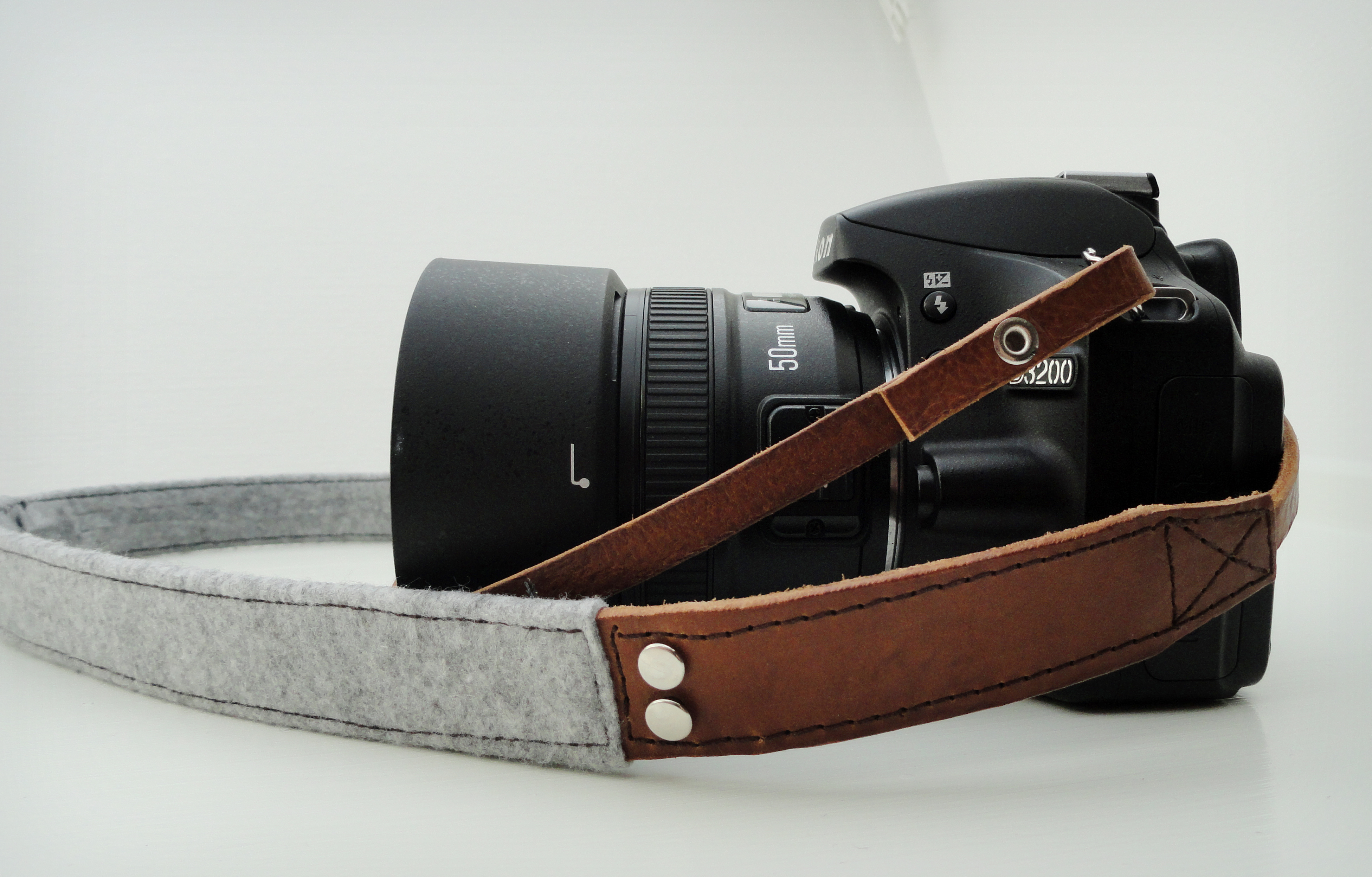 Leather and Wool Camera Strap : 7 Steps (with Pictures) - Instructables
