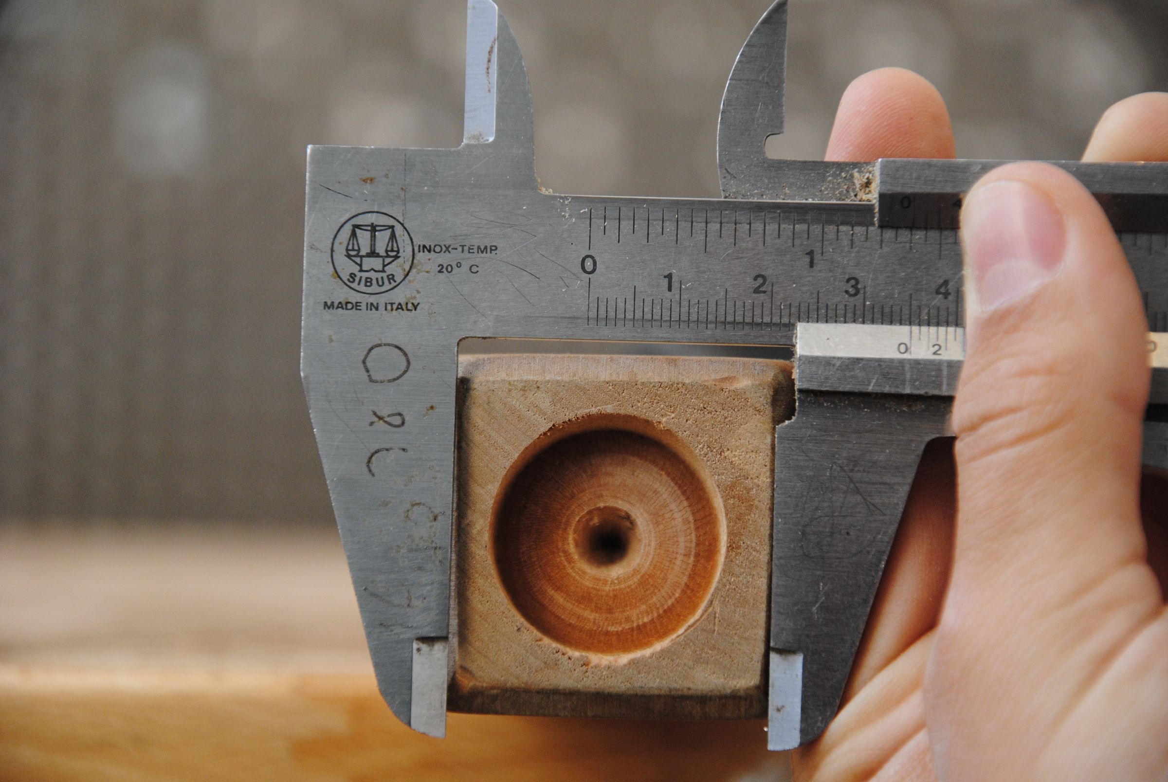 DIY Woodworking Miter-Box : 7 Steps (with Pictures) - Instructables