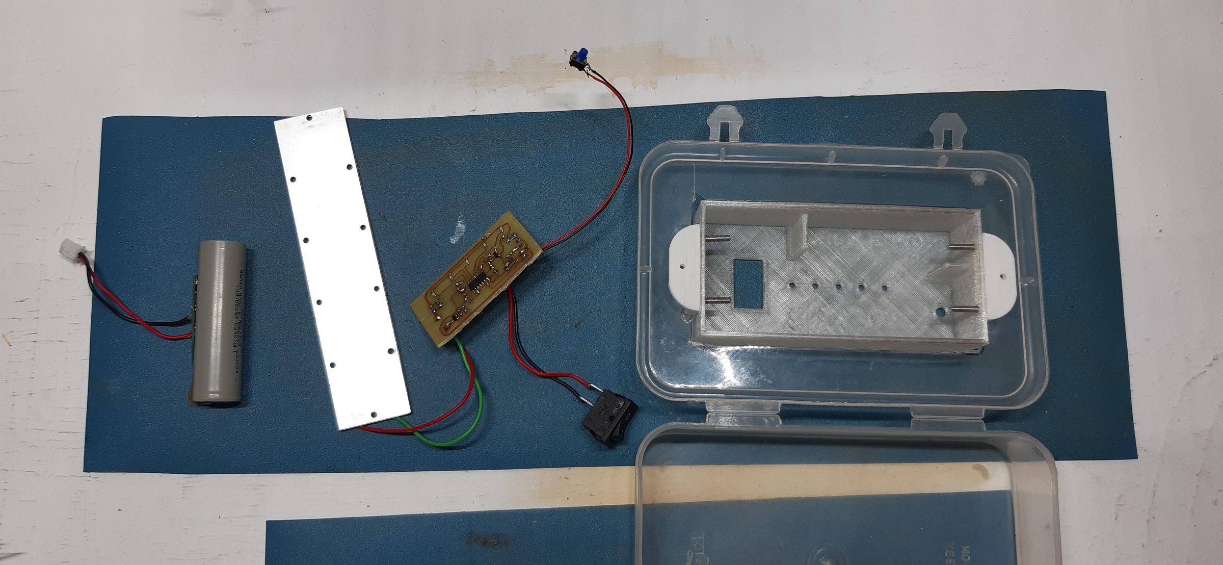 "UVC Box" a DIY UV Sterilizer : 6 Steps (with Pictures) - Instructables