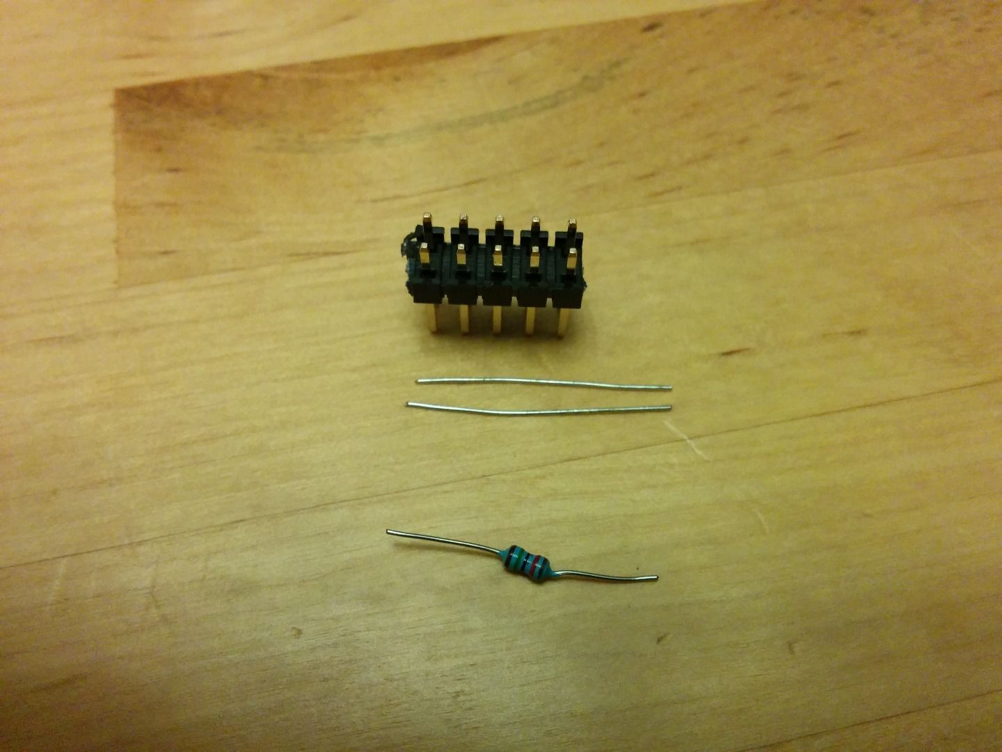 Extending Power Pins for Multiple Connectors : 4 Steps - Instructables