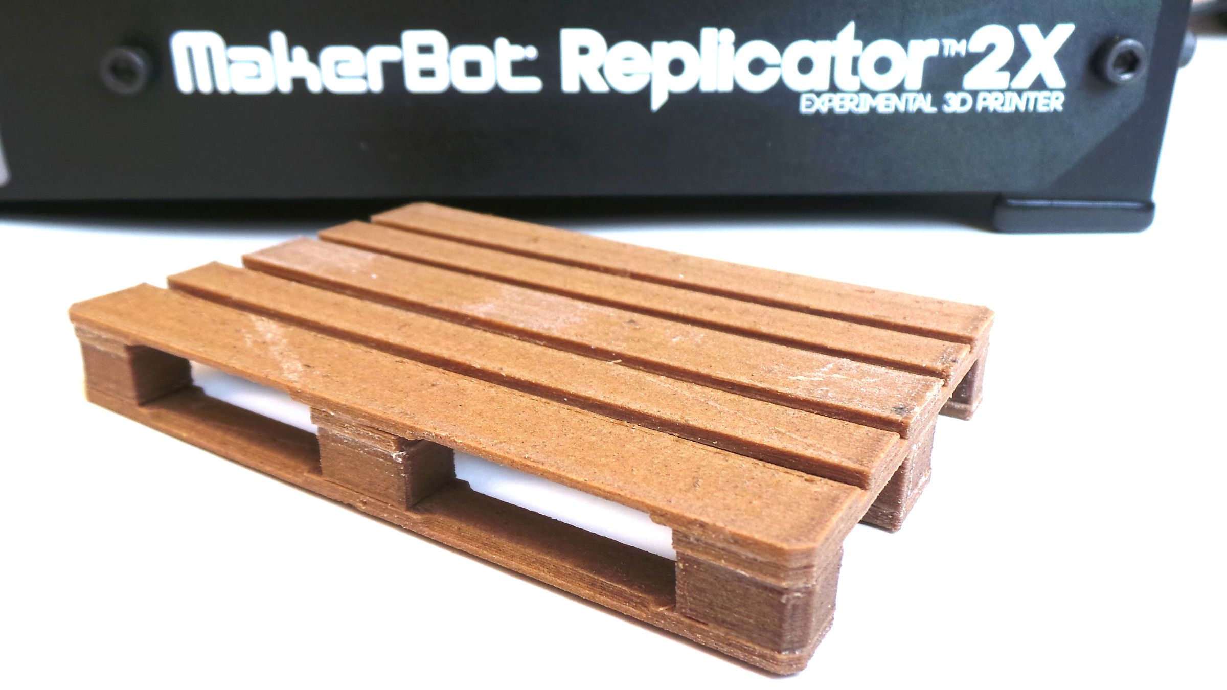 3D-printed Scale Model of EUR Pallet (made of Wood-based Filament) : 6 ...