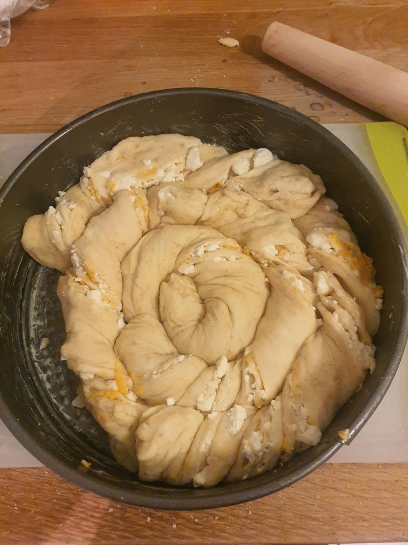 Homemade Macedonian Pogacha (Extremally Soft, Traditional Cheese Bread ...