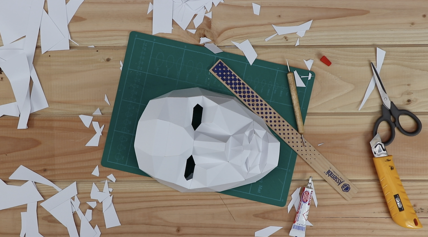 Papercraft Squid Game Frontman Mask for Halloween : 9 Steps (with ...