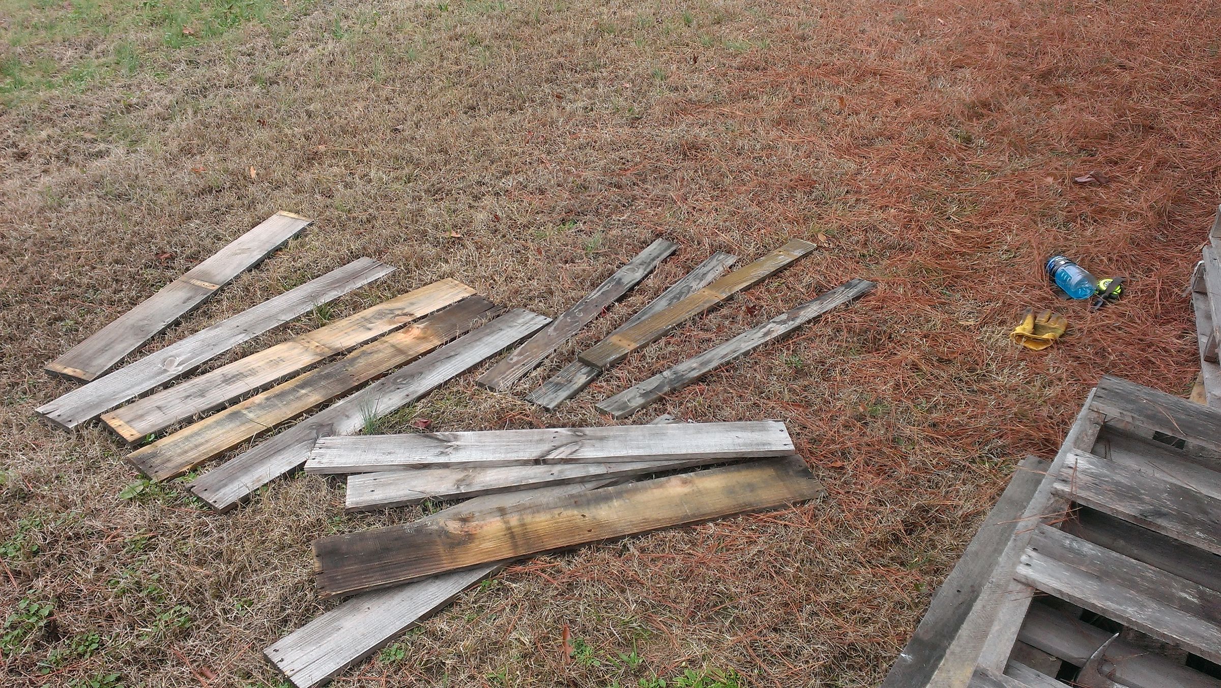 Gun Rack From Reclaimed Pallet Wood : 7 Steps - Instructables