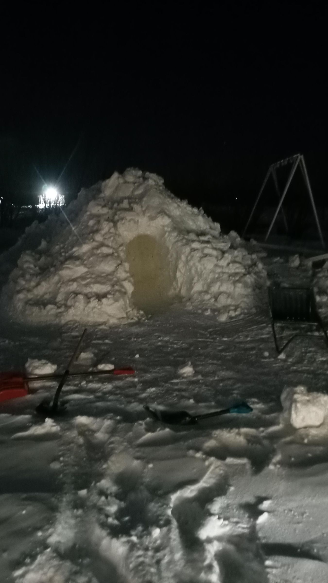 Making Ice Trails and Tunnels Through Snow : 7 Steps - Instructables
