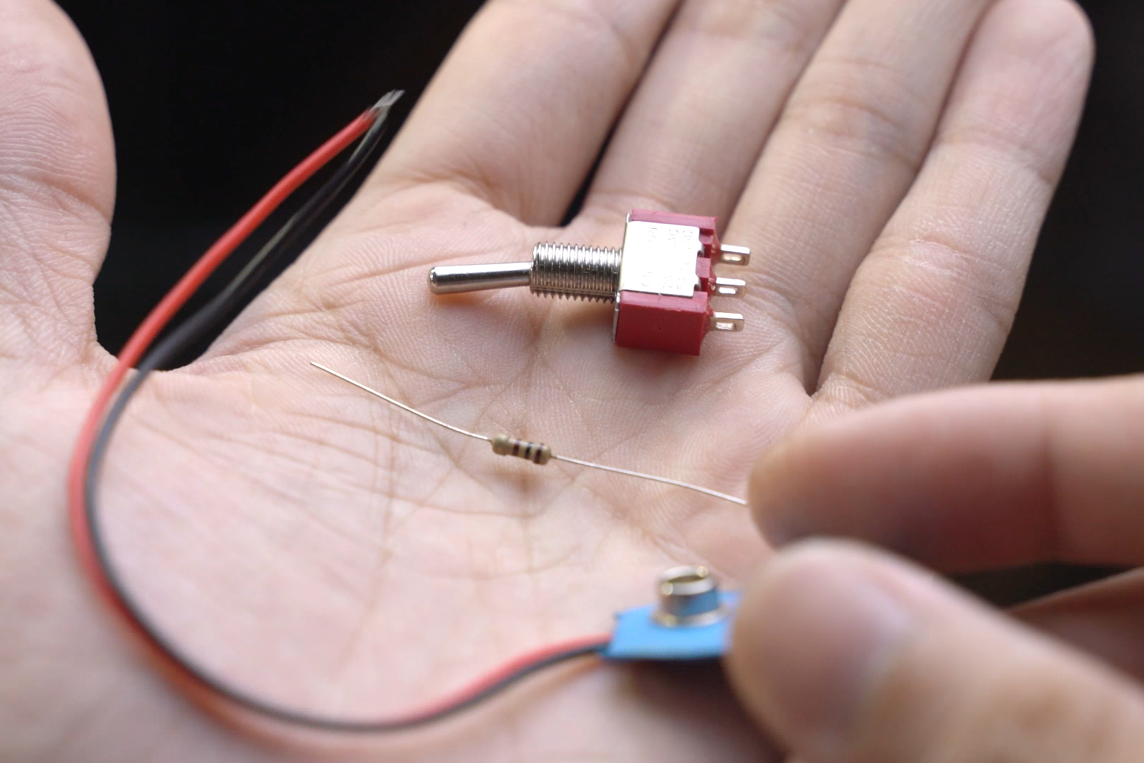 DIY Cardboard Smartphone Film Scanner : 19 Steps (with Pictures ...