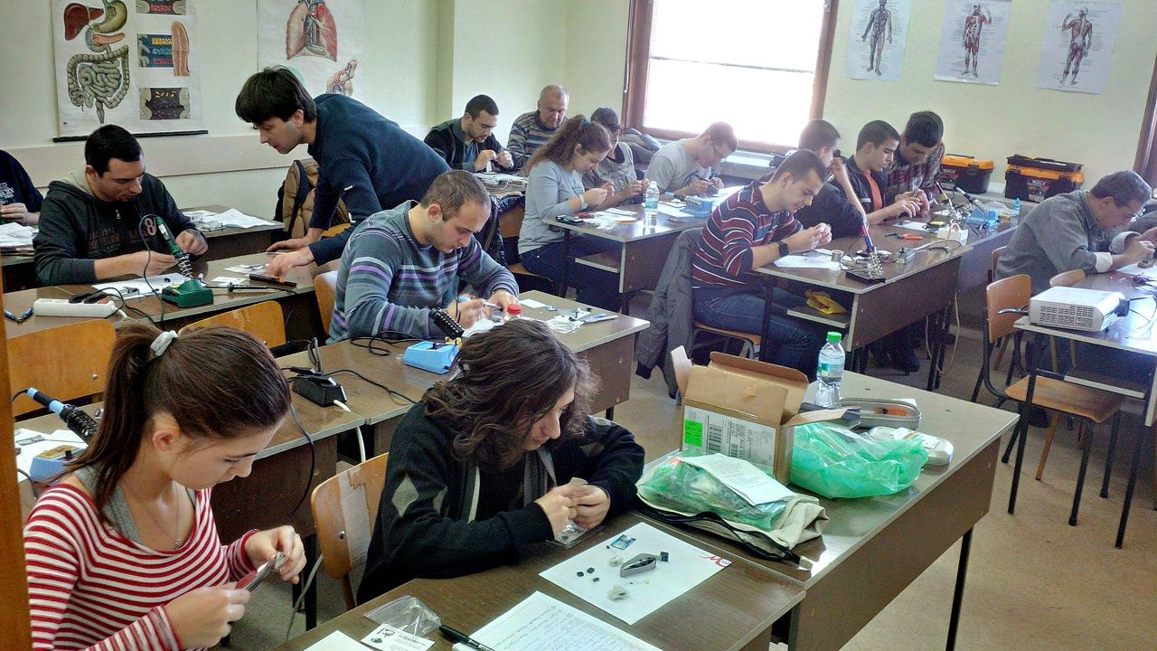 Getting Started With the Tinusaur Board : 5 Steps - Instructables