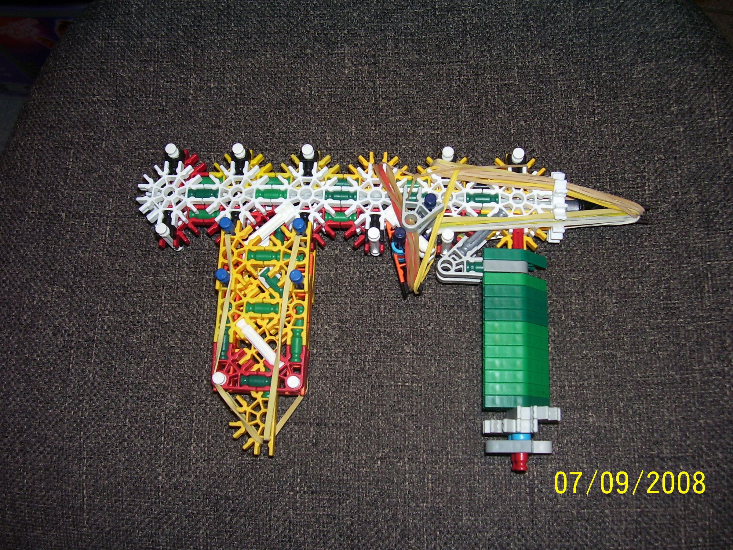 AP4 K`nex Gun by Oblivitus : 8 Steps - Instructables