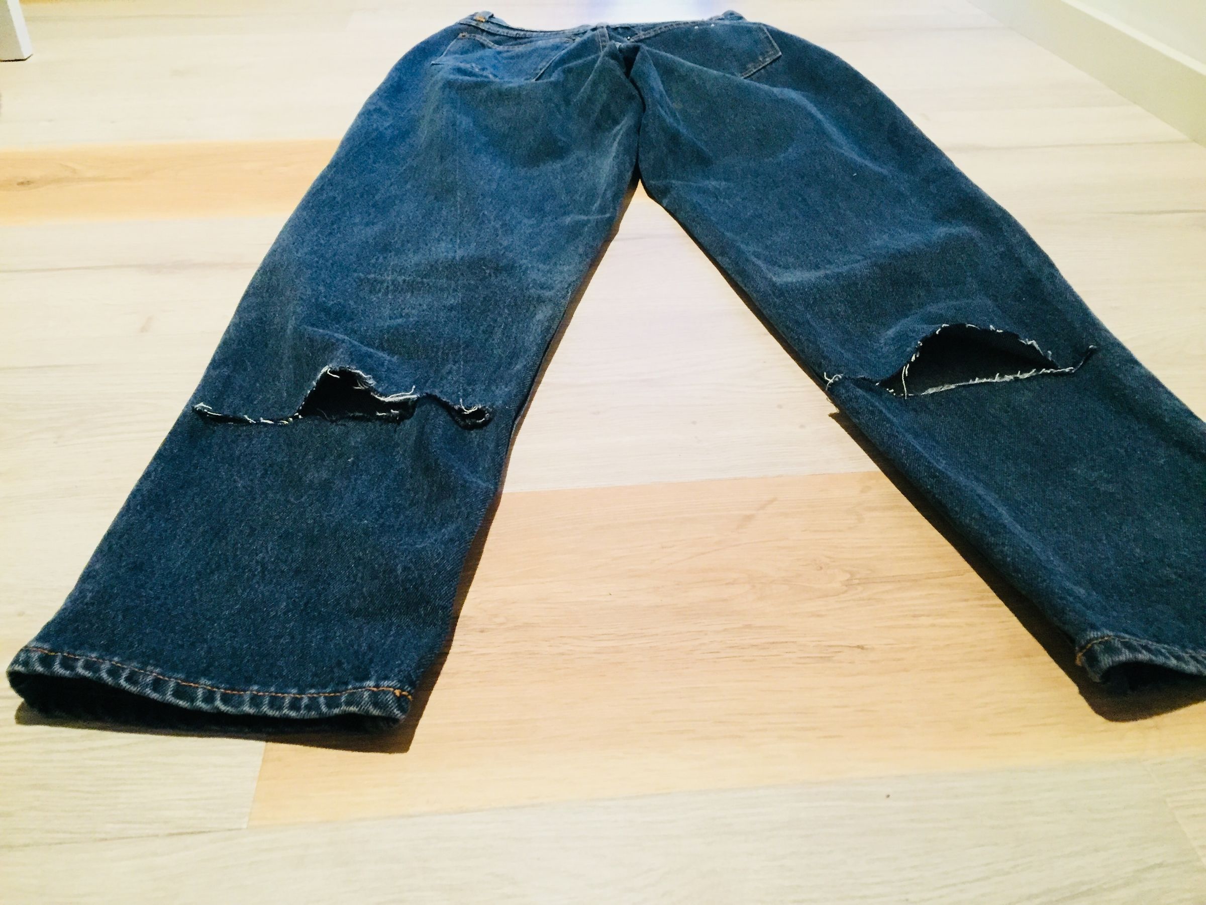 Cut in Half Halloween Costume : 12 Steps - Instructables