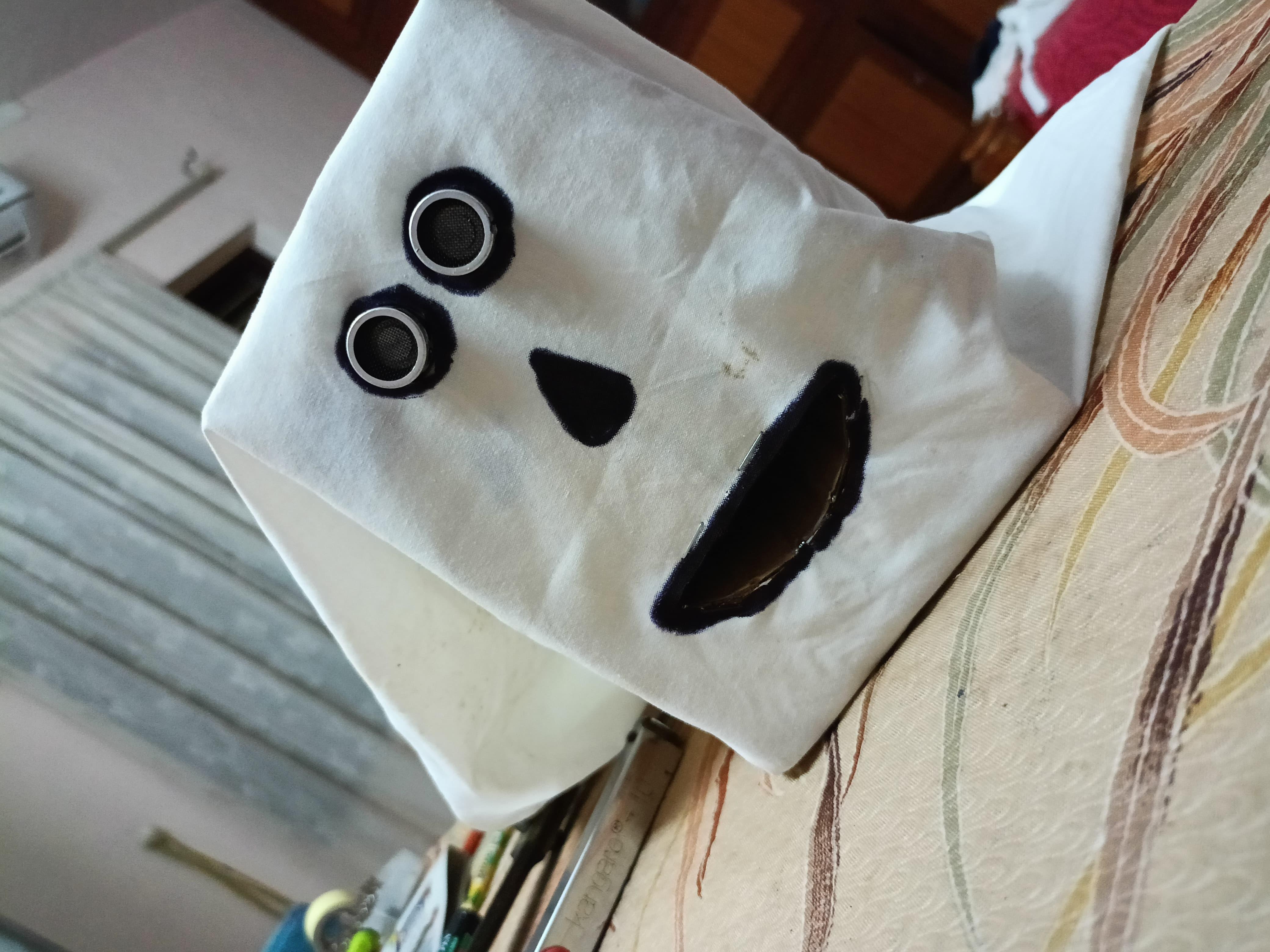 DIY Automated Halloween Candy Vending Machine : 7 Steps - Instructables