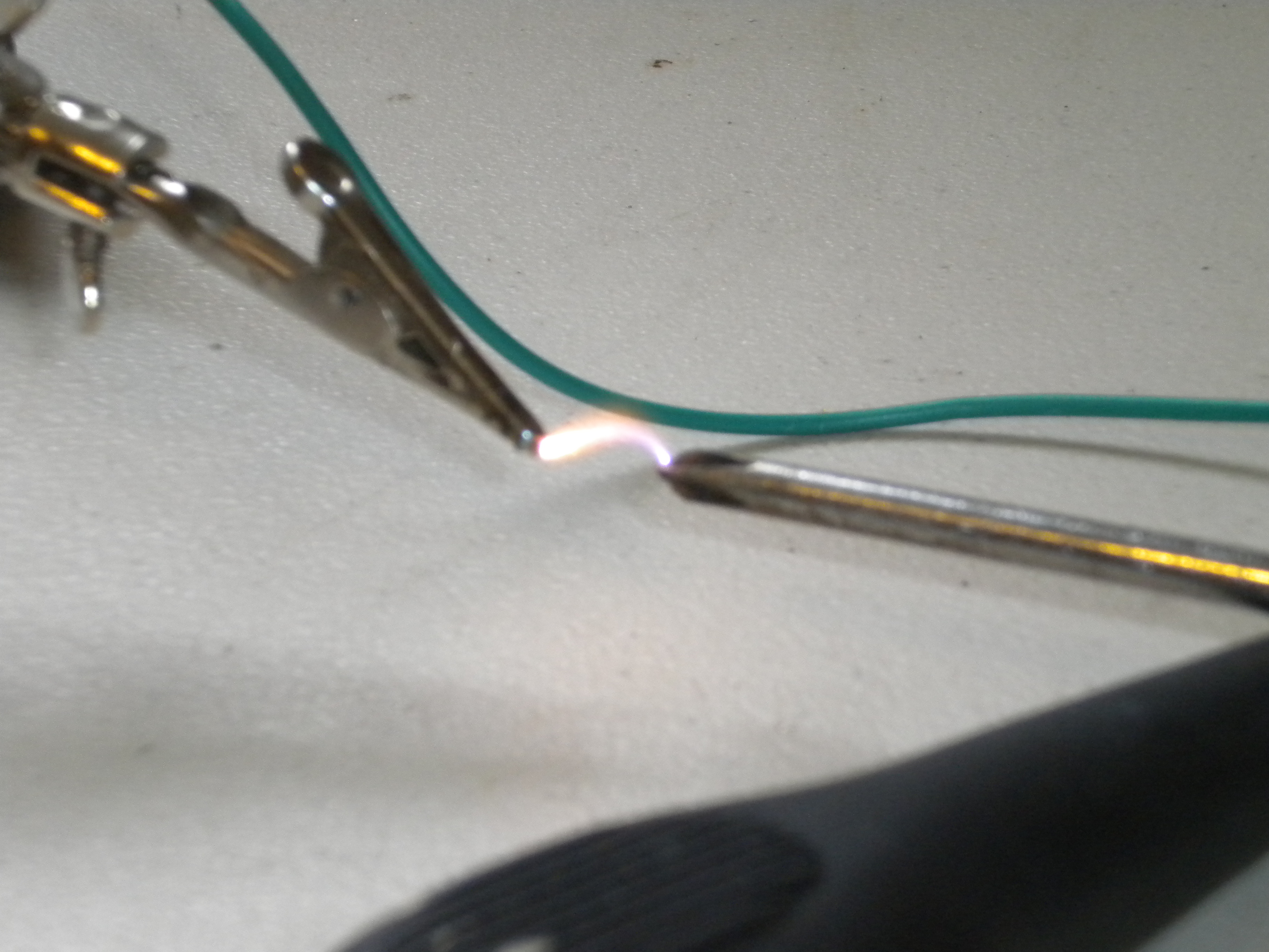 Simple Flyback Driver Gives Powerful Arcs - Instructables