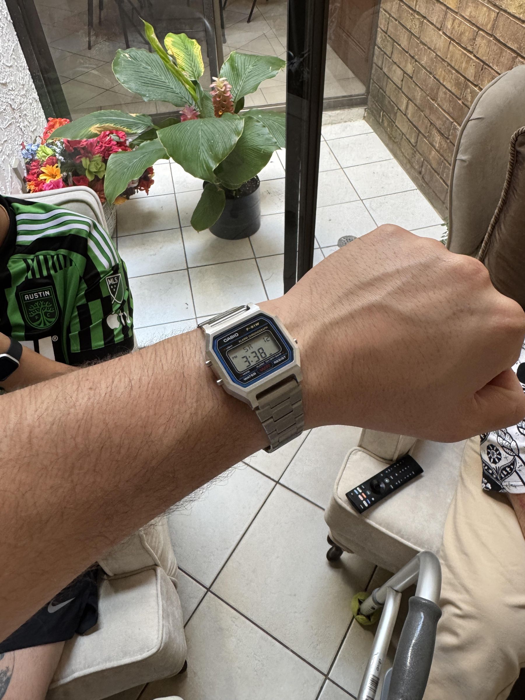 Casio F-91W Aluminum Case MOD : 6 Steps - Instructables