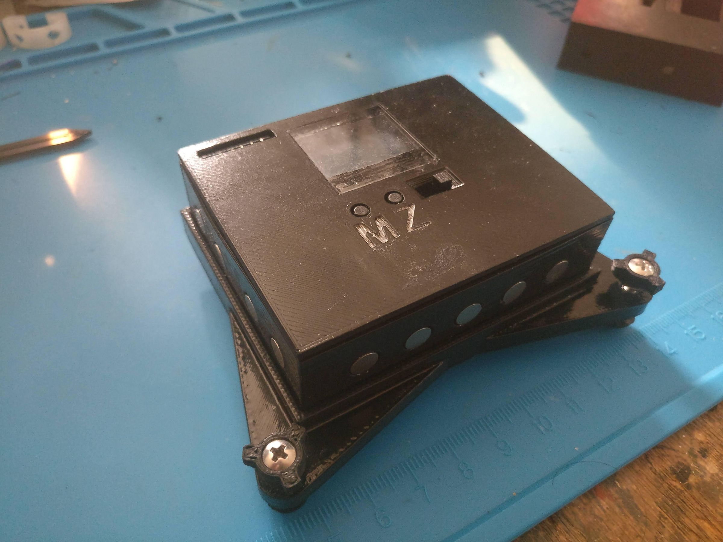 Digital Level With Cross-Line Laser : 15 Steps (with Pictures ...