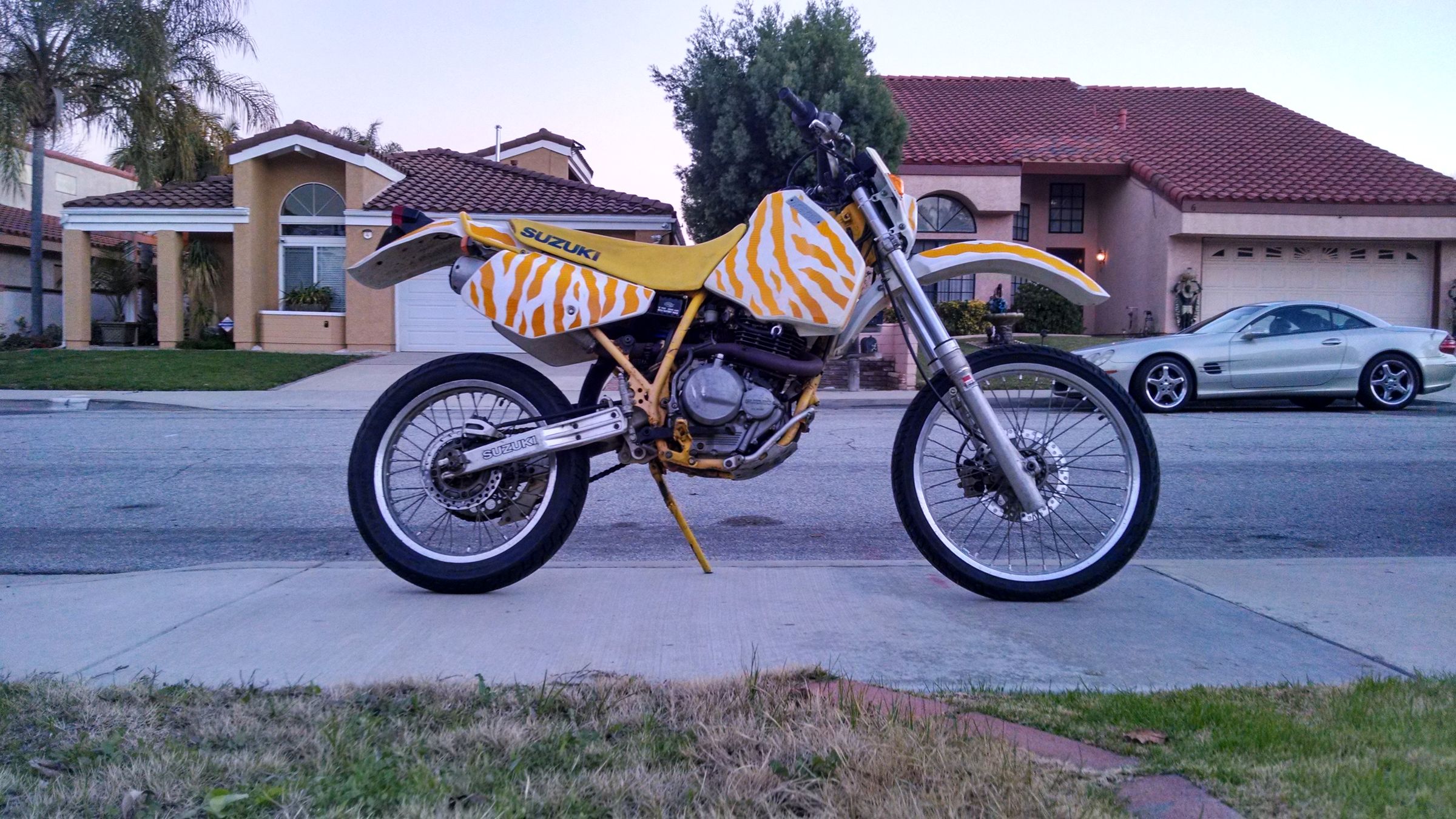 Reflective Motorcycle Tiger Stripes : 4 Steps - Instructables
