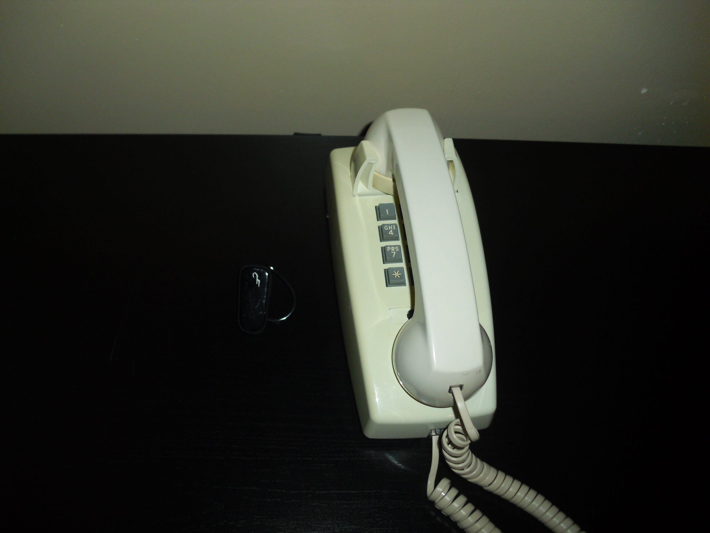 Stealth Bluetooth Phone! : 5 Steps - Instructables