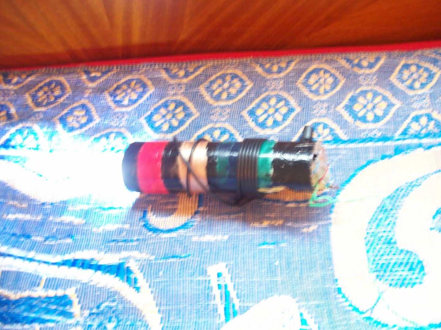 Emergency Flashlight : 4 Steps - Instructables