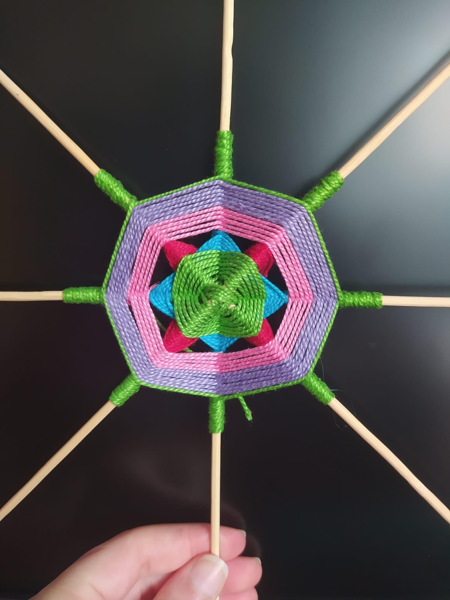 God's Eye / Thread Mandala : 22 Steps (with Pictures) - Instructables