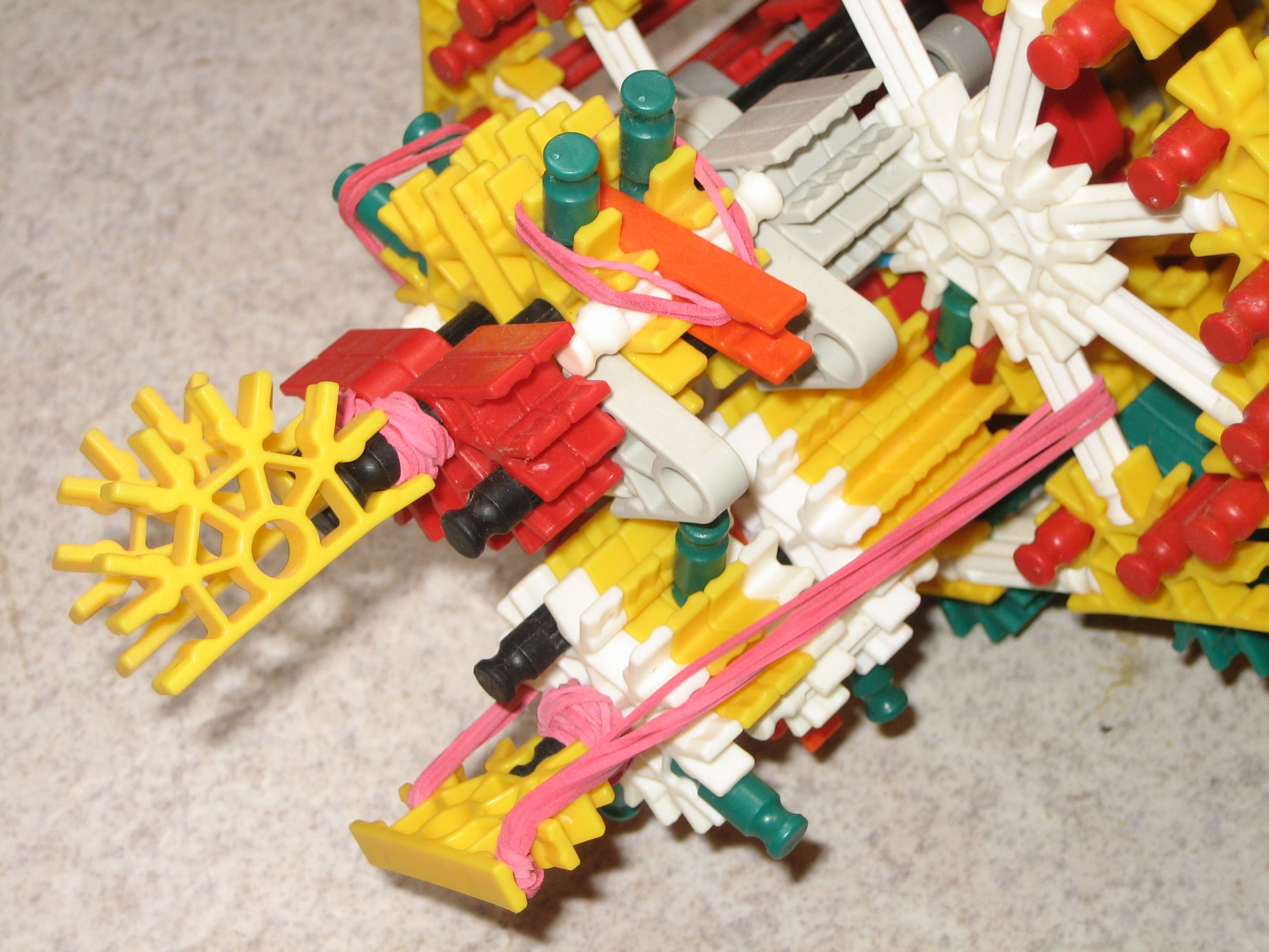 Knex Machine Gun 155 Balls : 16 Steps - Instructables