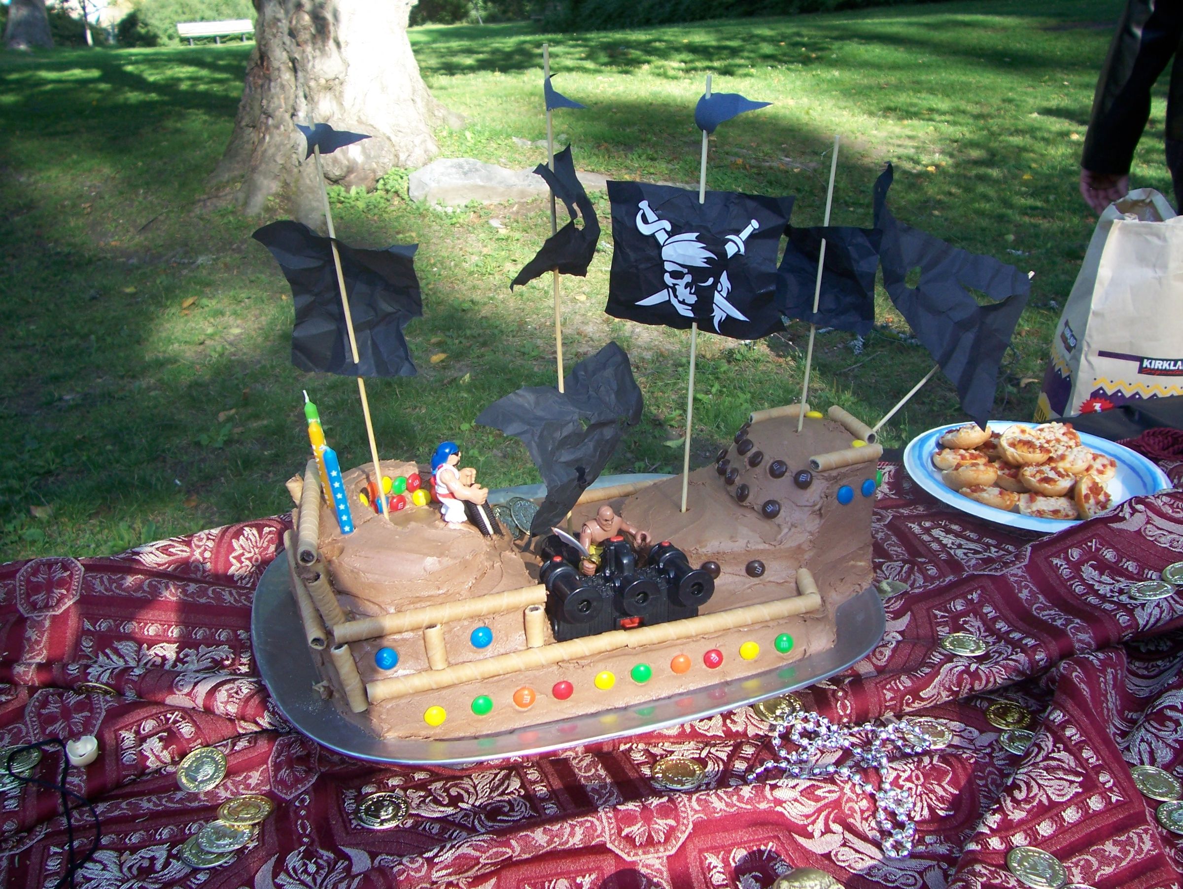 Pirate Ship Cake : 5 Steps (with Pictures) - Instructables