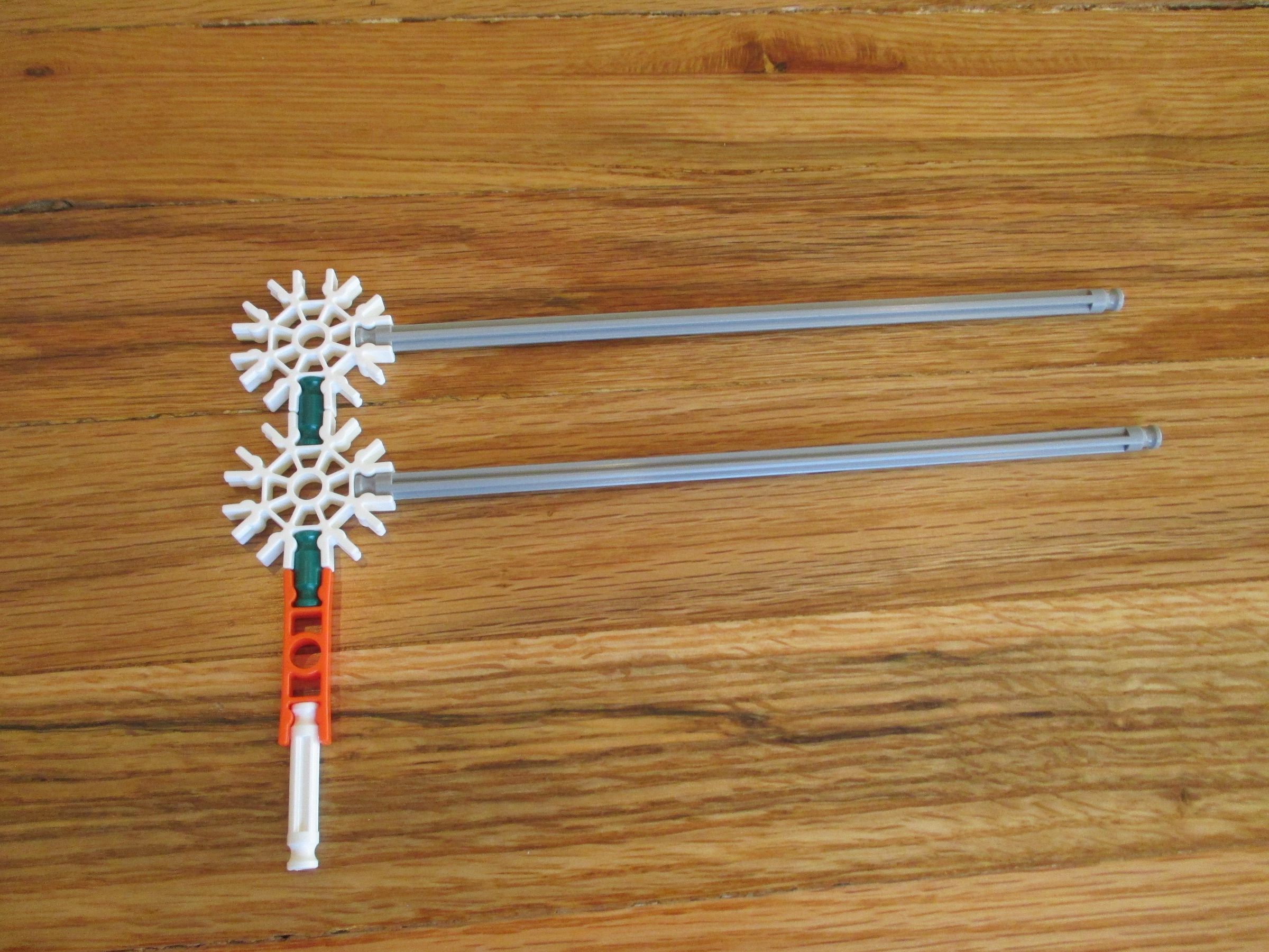 Rollercoaster Push Lift: a K'nex Ball Machine Lift : 8 Steps ...