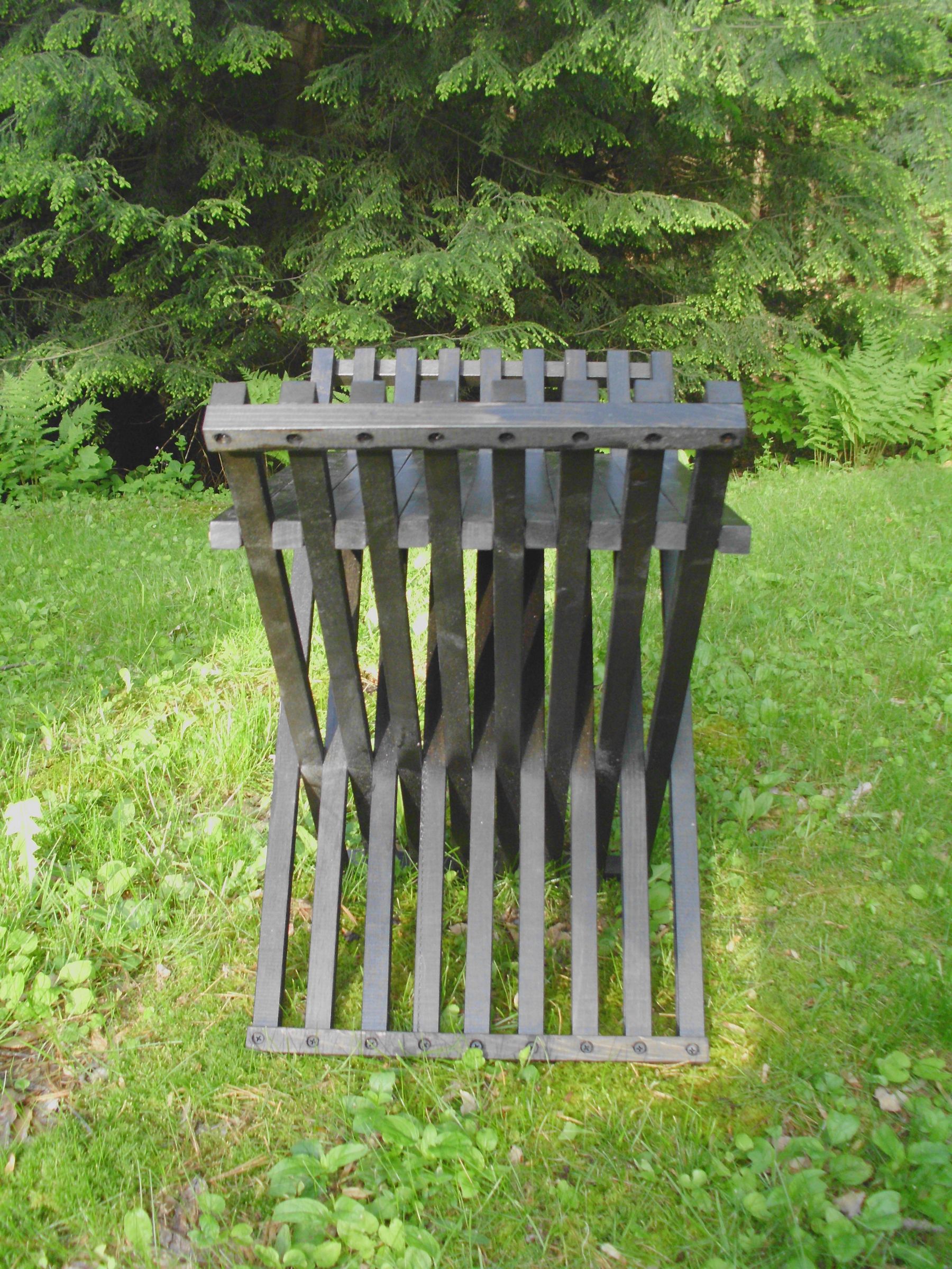 A Very Unique Folding Chair : 7 Steps (with Pictures) - Instructables