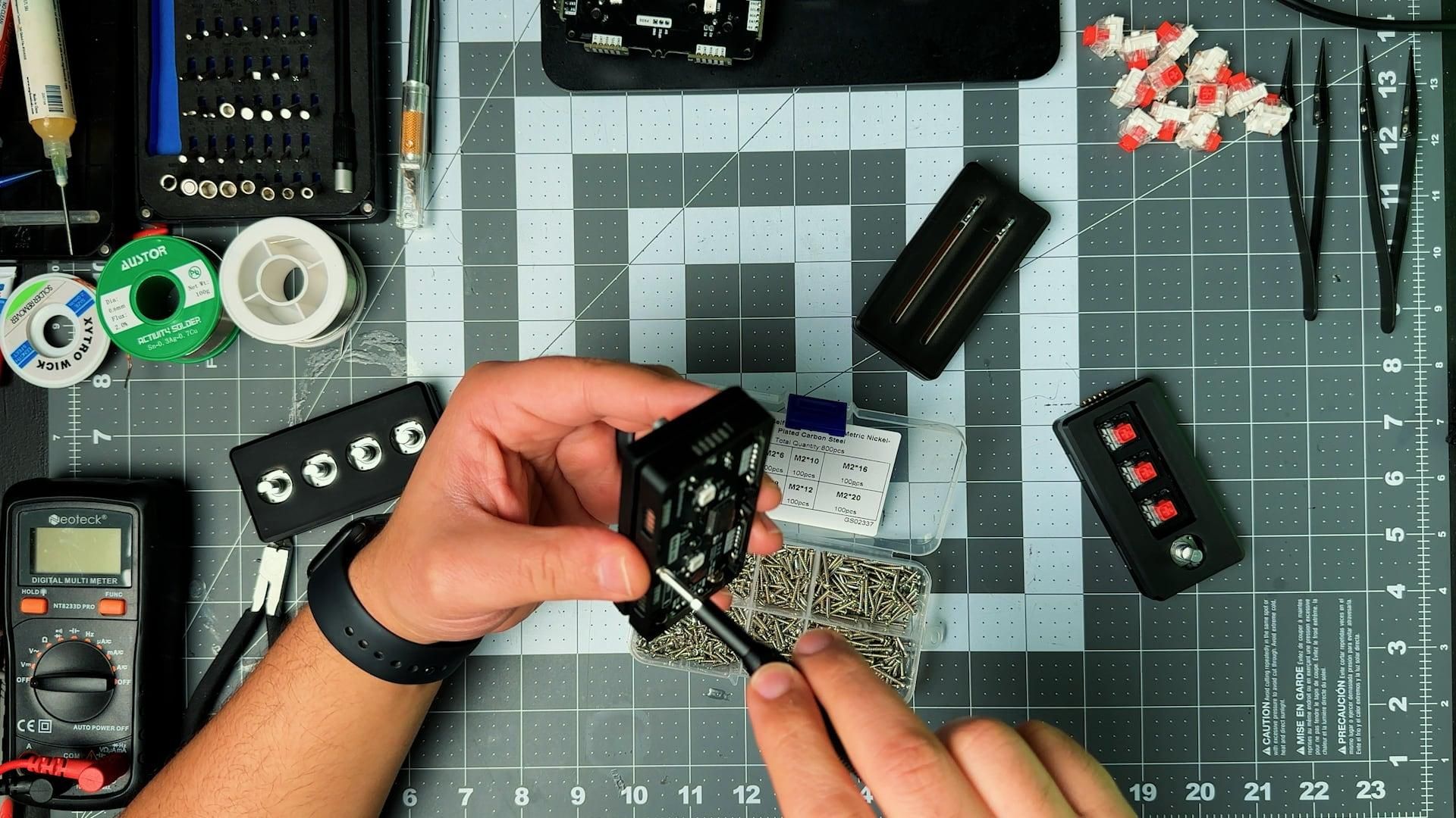 Modular Macro Keyboard System — Ocreeb MK2 : 12 Steps (with Pictures ...