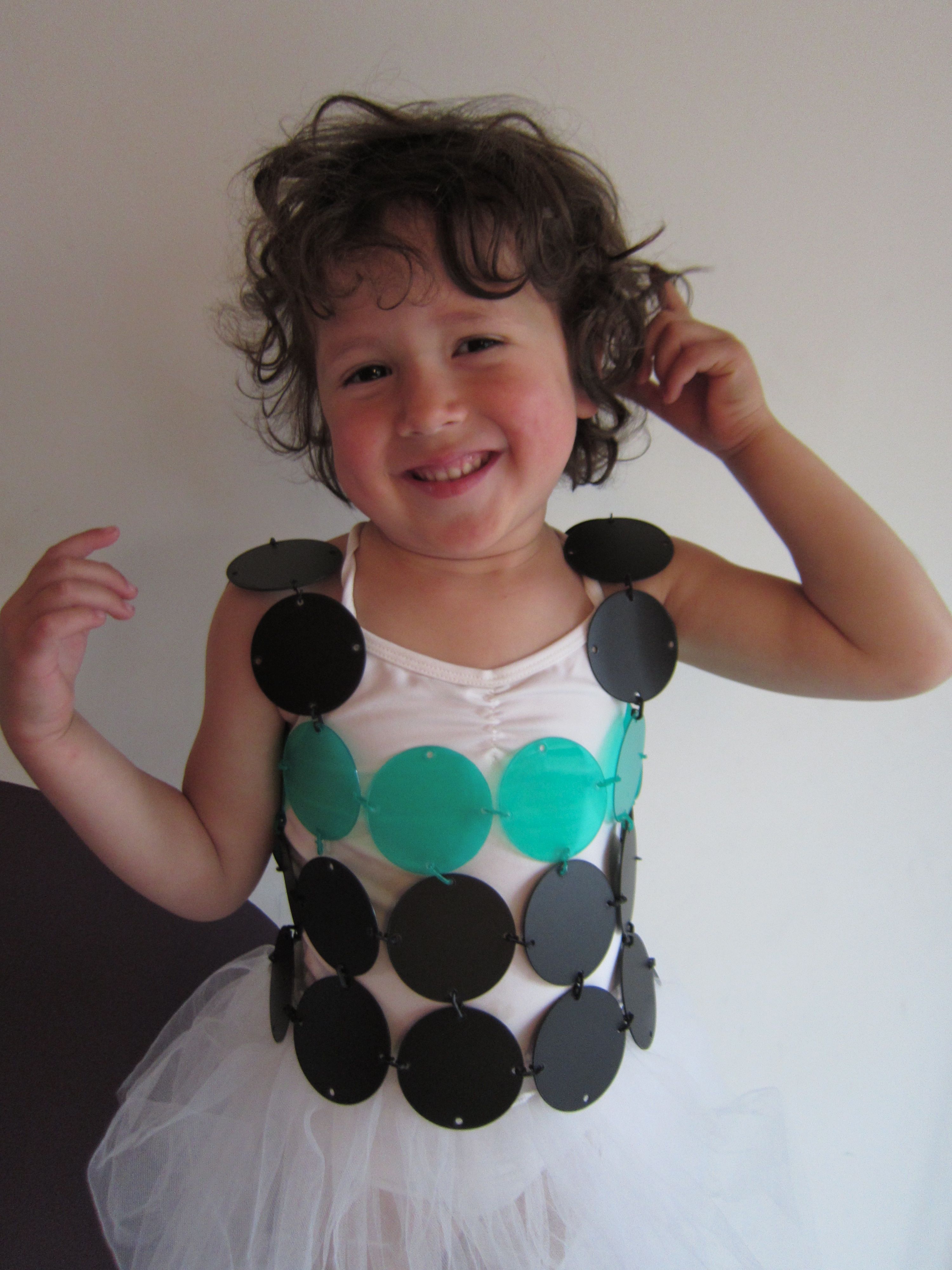 Magic Dress: Dream It, Remake It, Wear It. : 4 Steps - Instructables