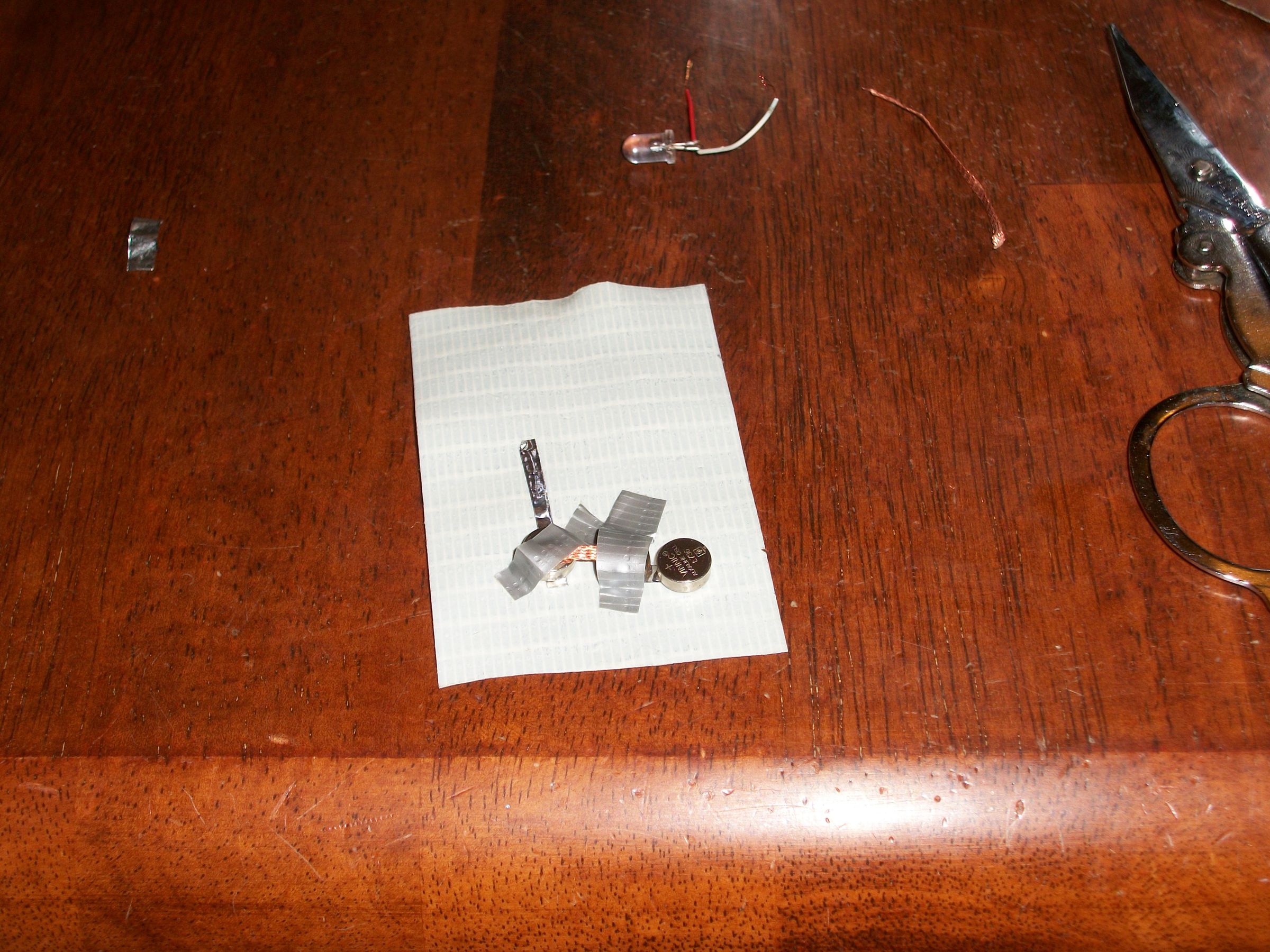Duct Tape Mini Flashlight : 3 Steps - Instructables