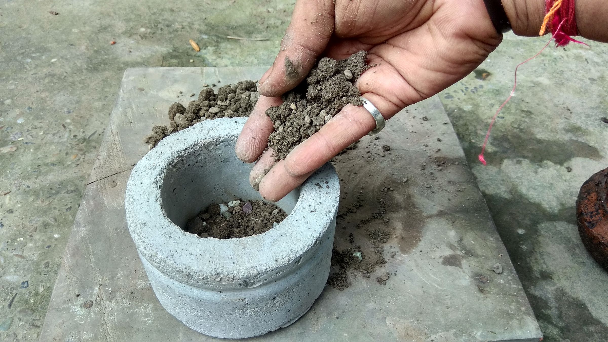 Concrete Tree Planter : 5 Steps (with Pictures) - Instructables