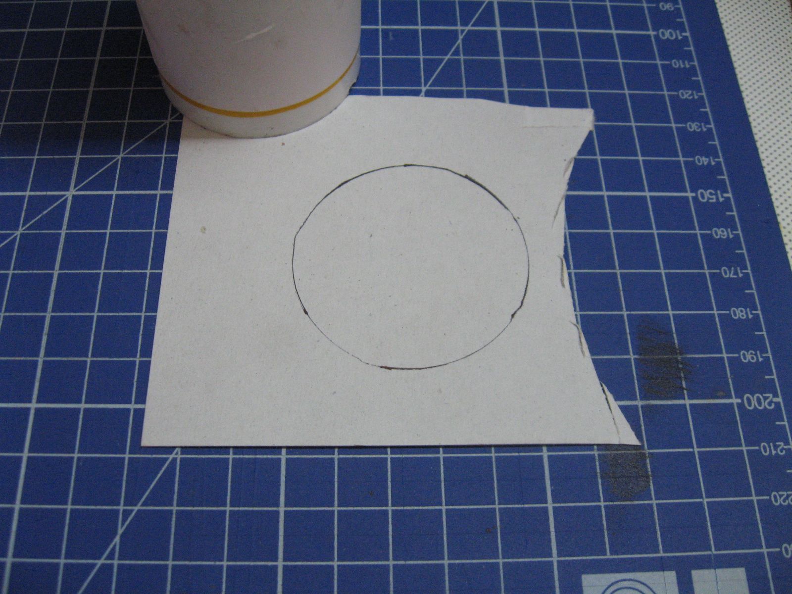 Rangoli Stencil With Waste Plastic Casing : 5 Steps (with Pictures ...