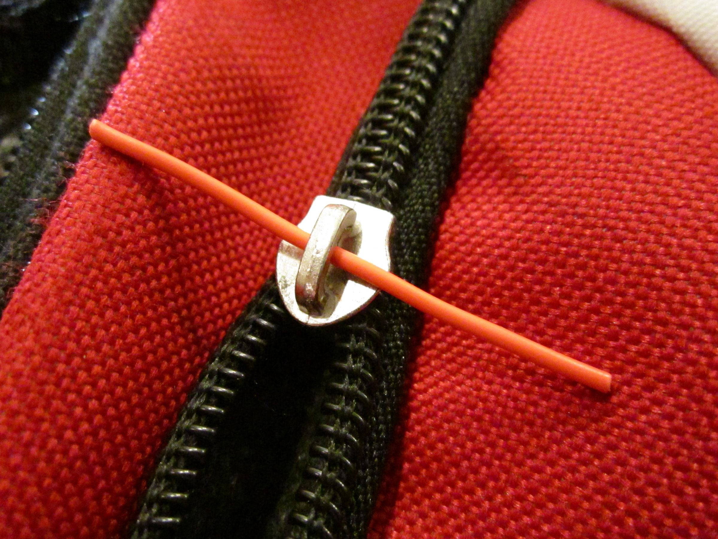 Wire Zipper Slider Handle! : 3 Steps (with Pictures) - Instructables