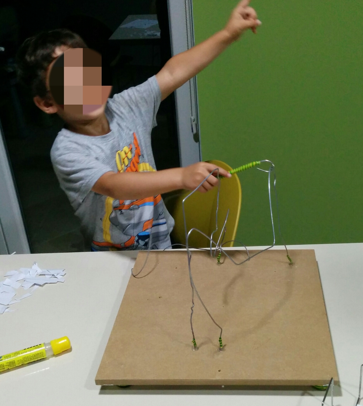 Simple Wire Loop Game : 7 Steps (with Pictures) - Instructables