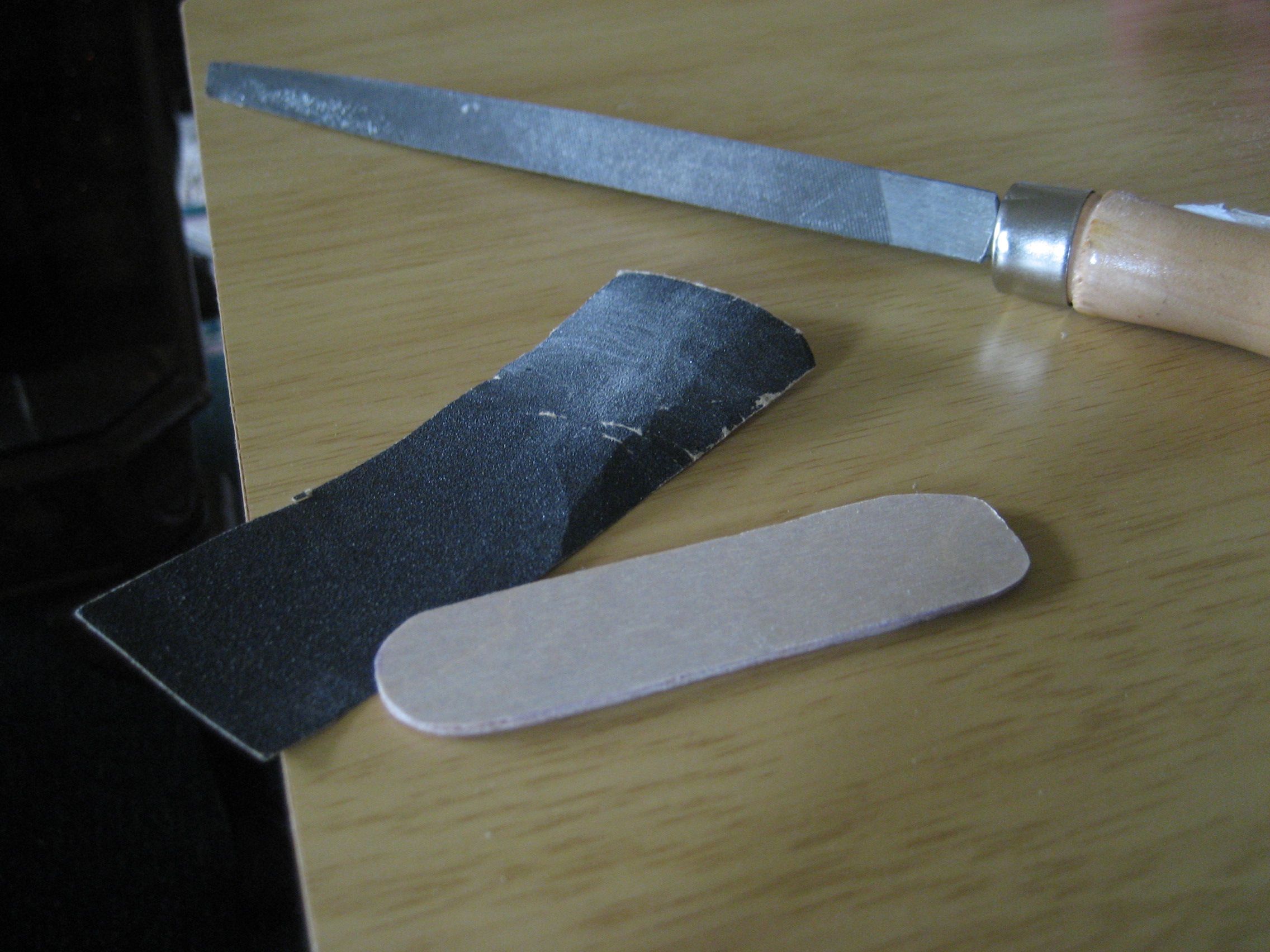 Finger Snowboard : 6 Steps - Instructables