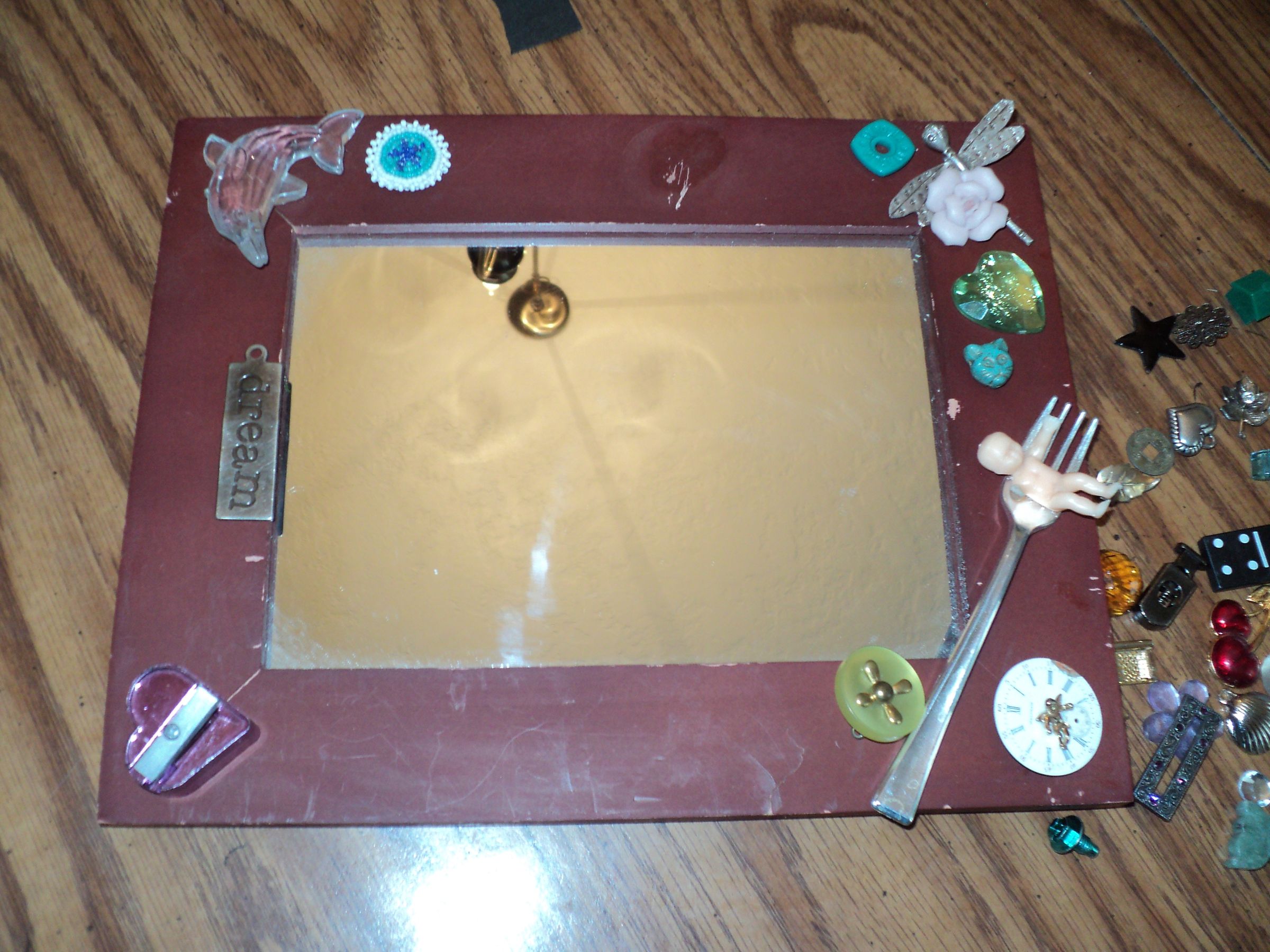 Make a Found Objects Memory Mirror (and Clean Your Junk Drawer) : 3 ...