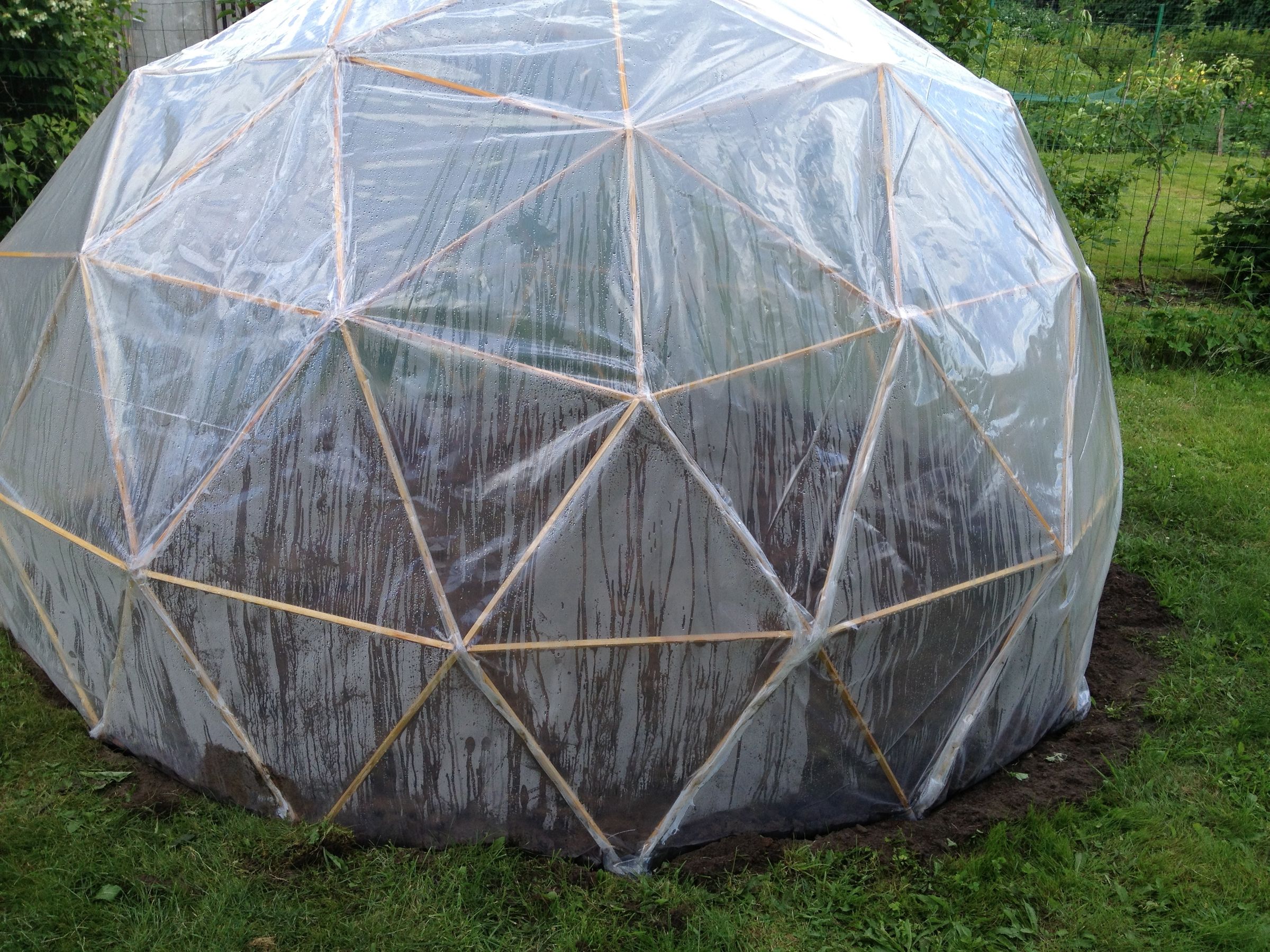 Greenhouse - Geodesic Dome : 9 Steps (with Pictures) - Instructables