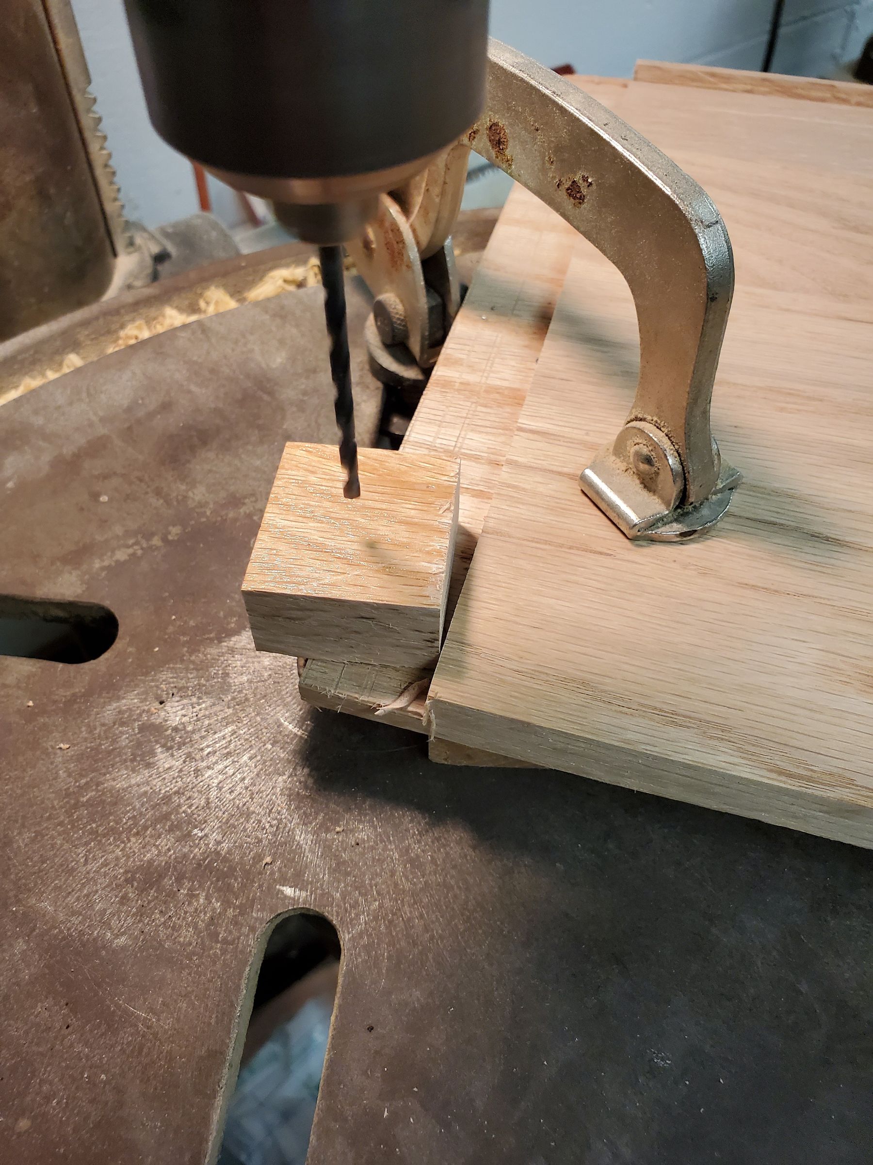 Tape Measure Rack : 3 Steps - Instructables