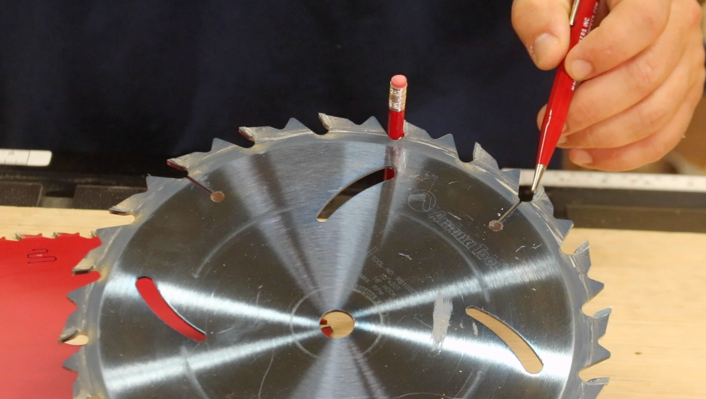 Choosing the Right Table Saw Blade - Beginner Woodworking : 6 Steps ...