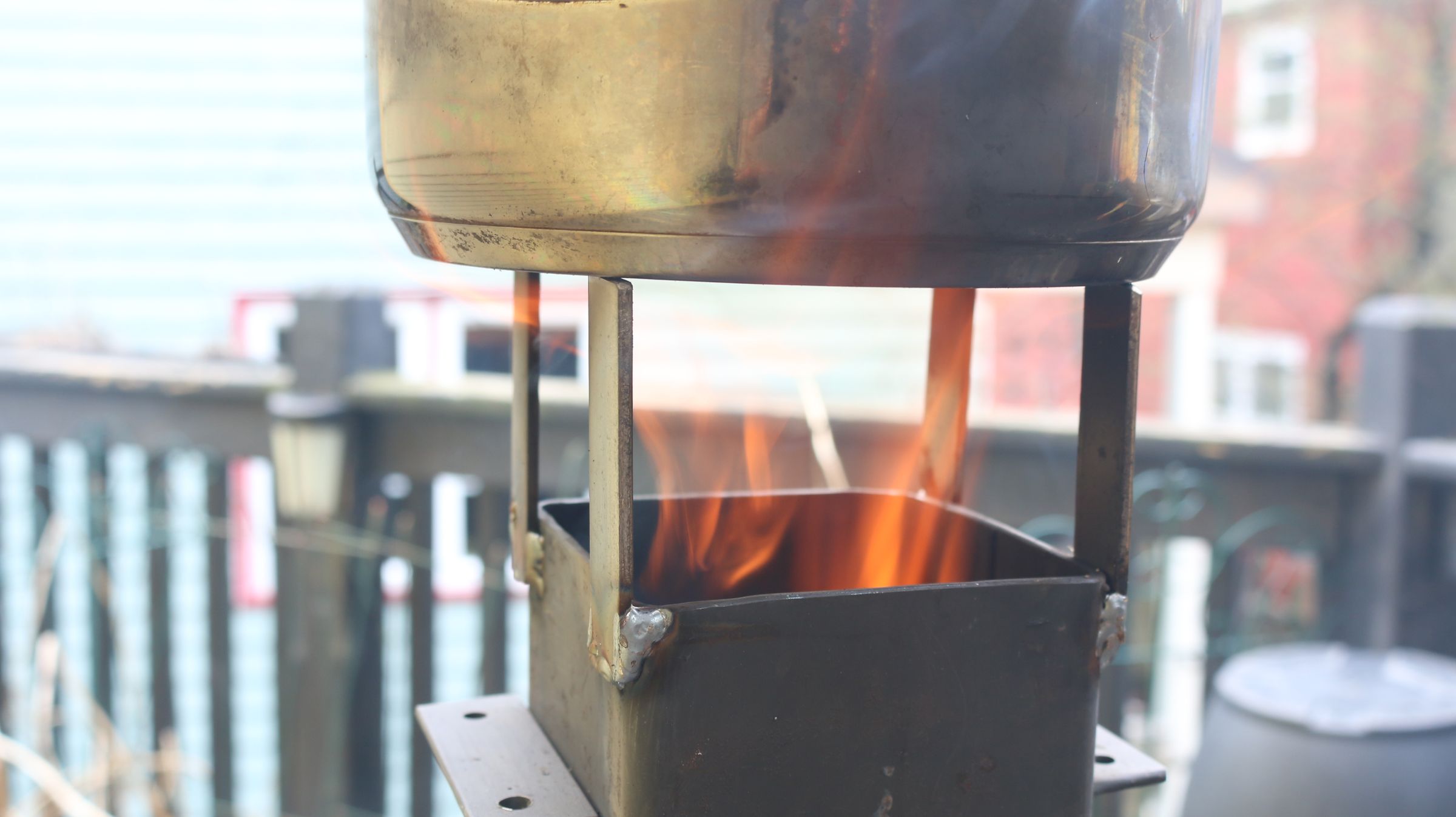 How to Make a Rocket Stove : 4 Steps (with Pictures) - Instructables