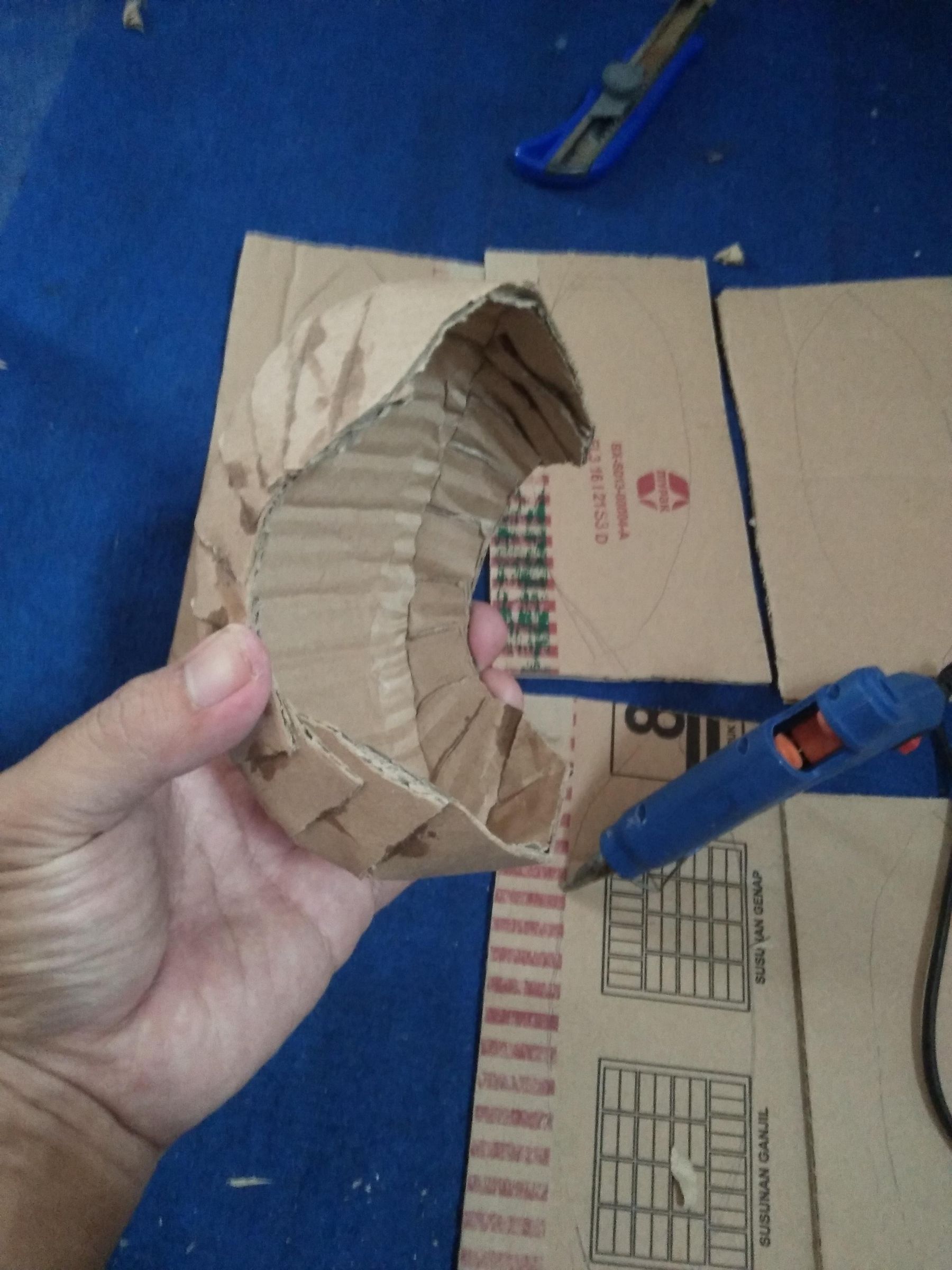 Pumpkin Made From Cardboard : 7 Steps (with Pictures) - Instructables