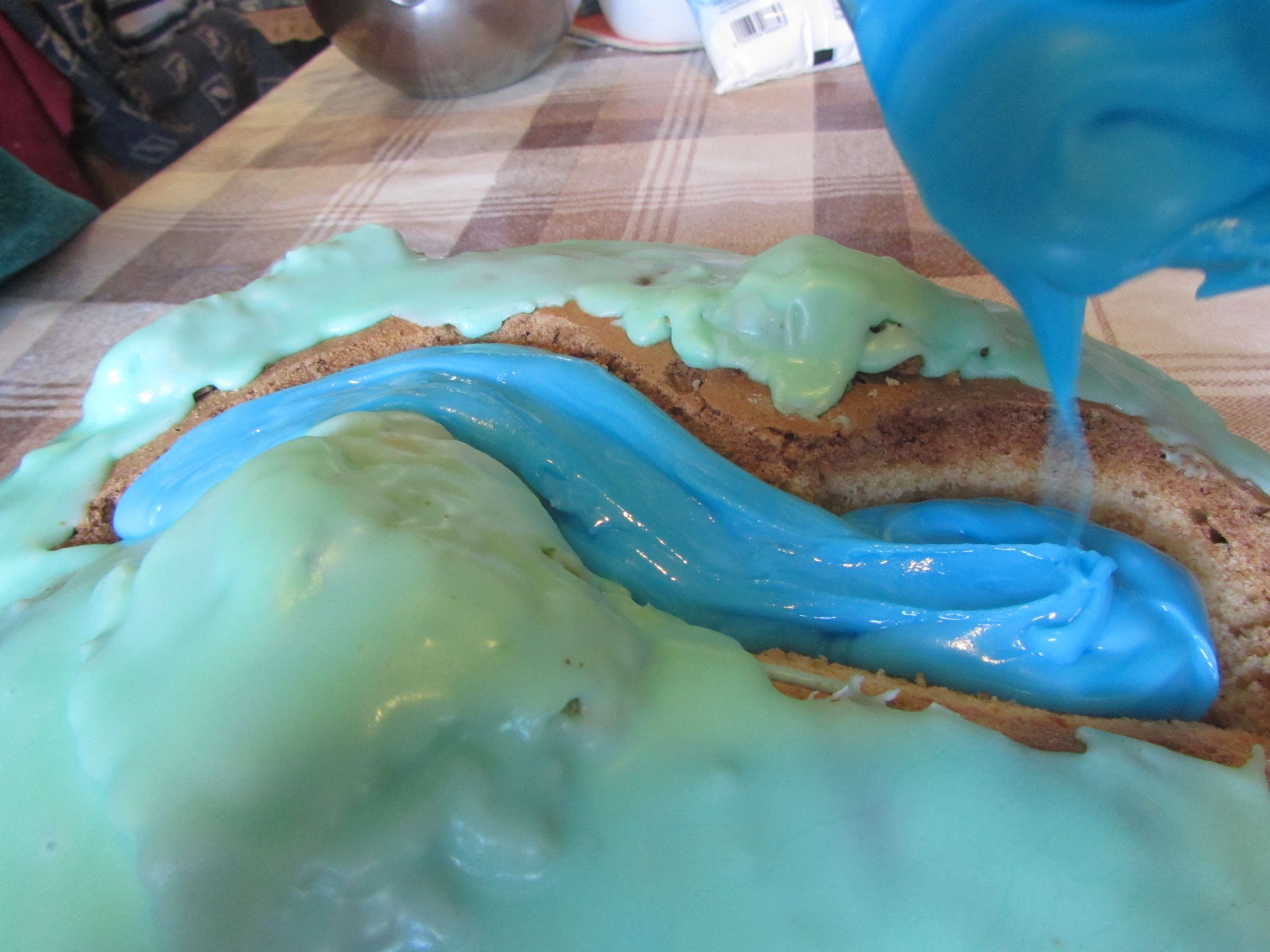 Waterfall Cake : 6 Steps (with Pictures) - Instructables