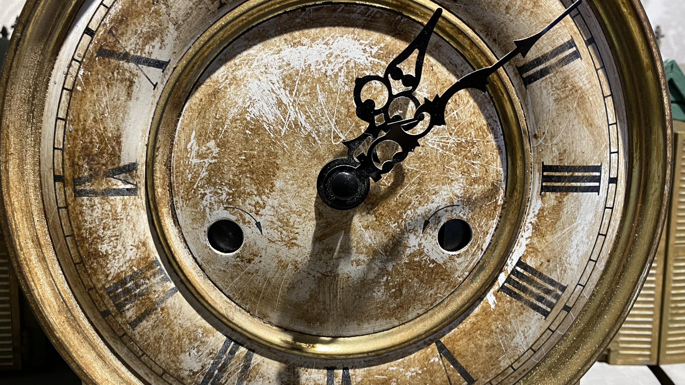 Addams Family Movie Clock - Full Size Replica With Animations and Sound ...