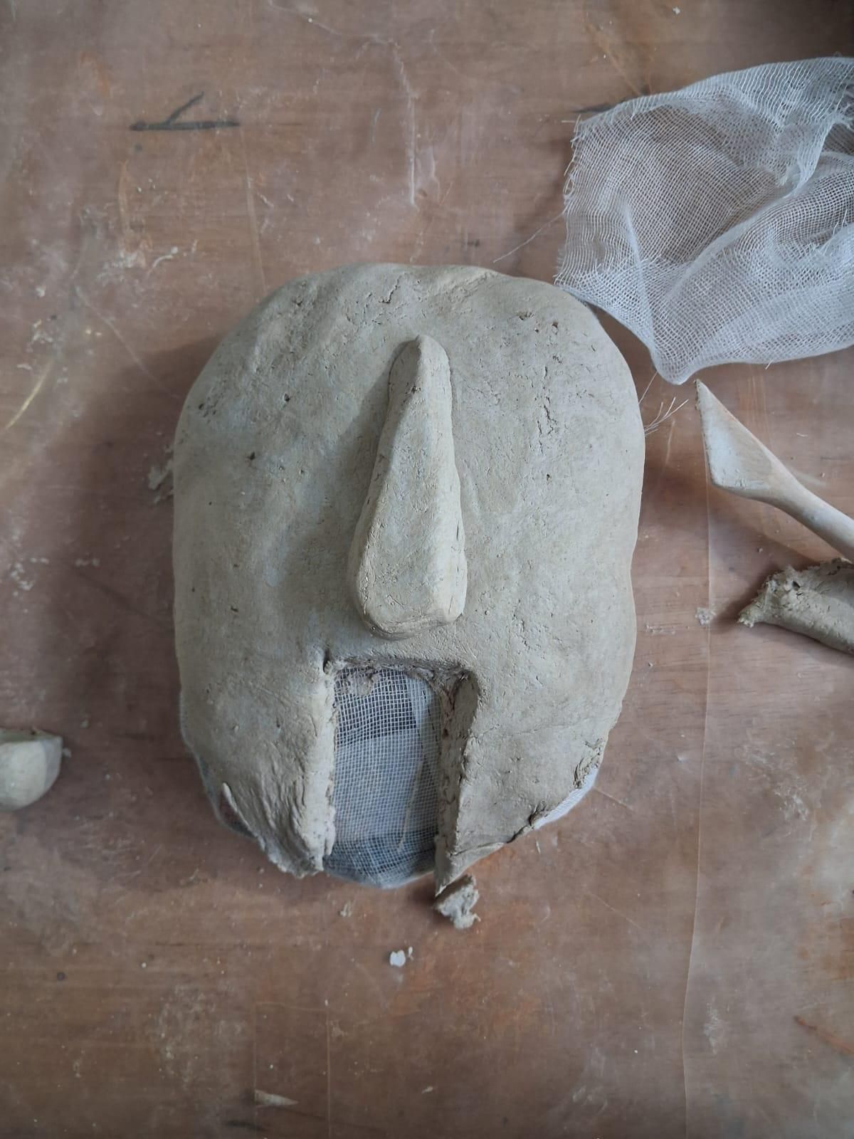 MF DOOM Mask Making. : 5 Steps - Instructables