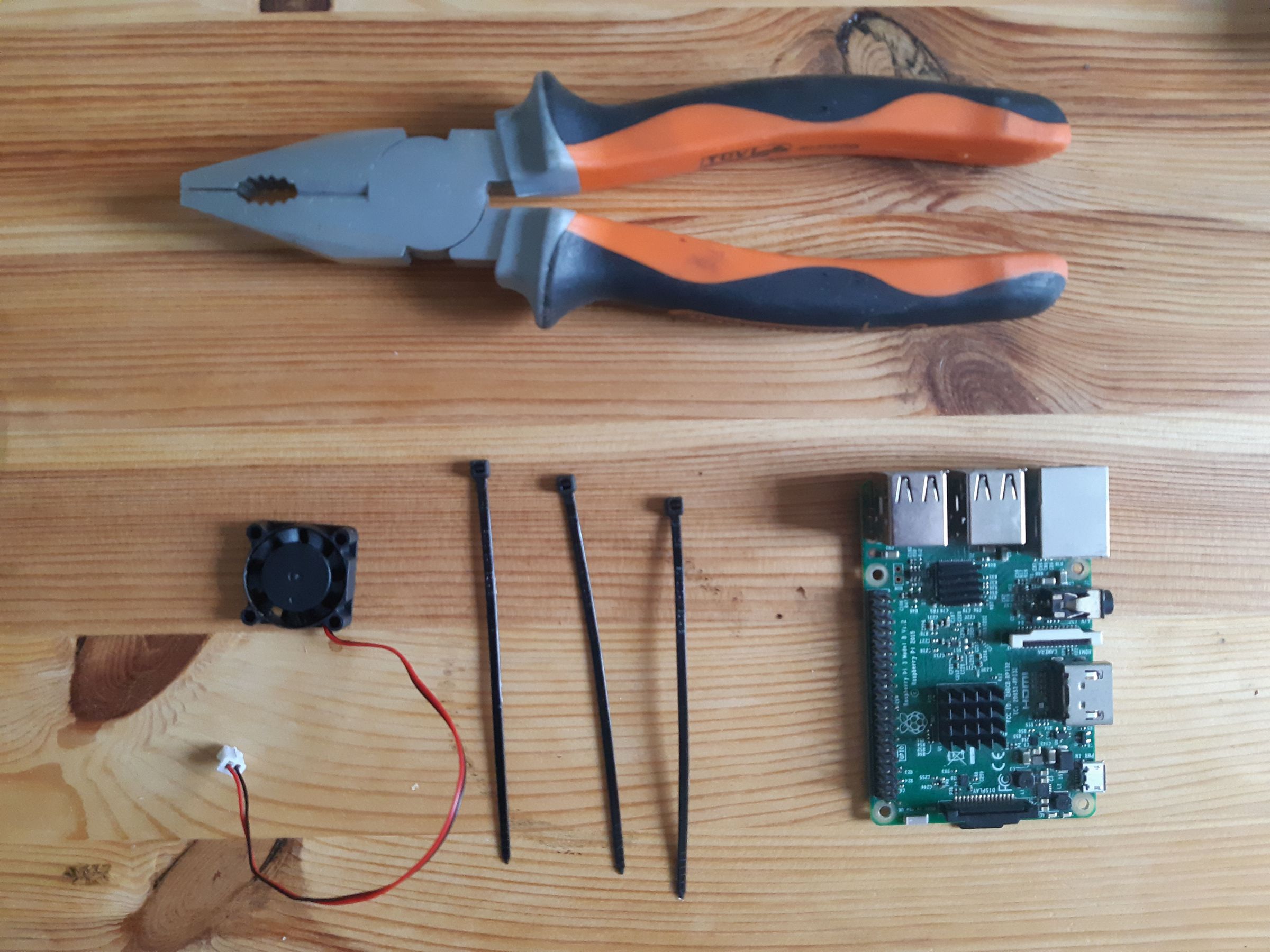 Simple Raspberry Pi Cooling Fan : 8 Steps (with Pictures) - Instructables