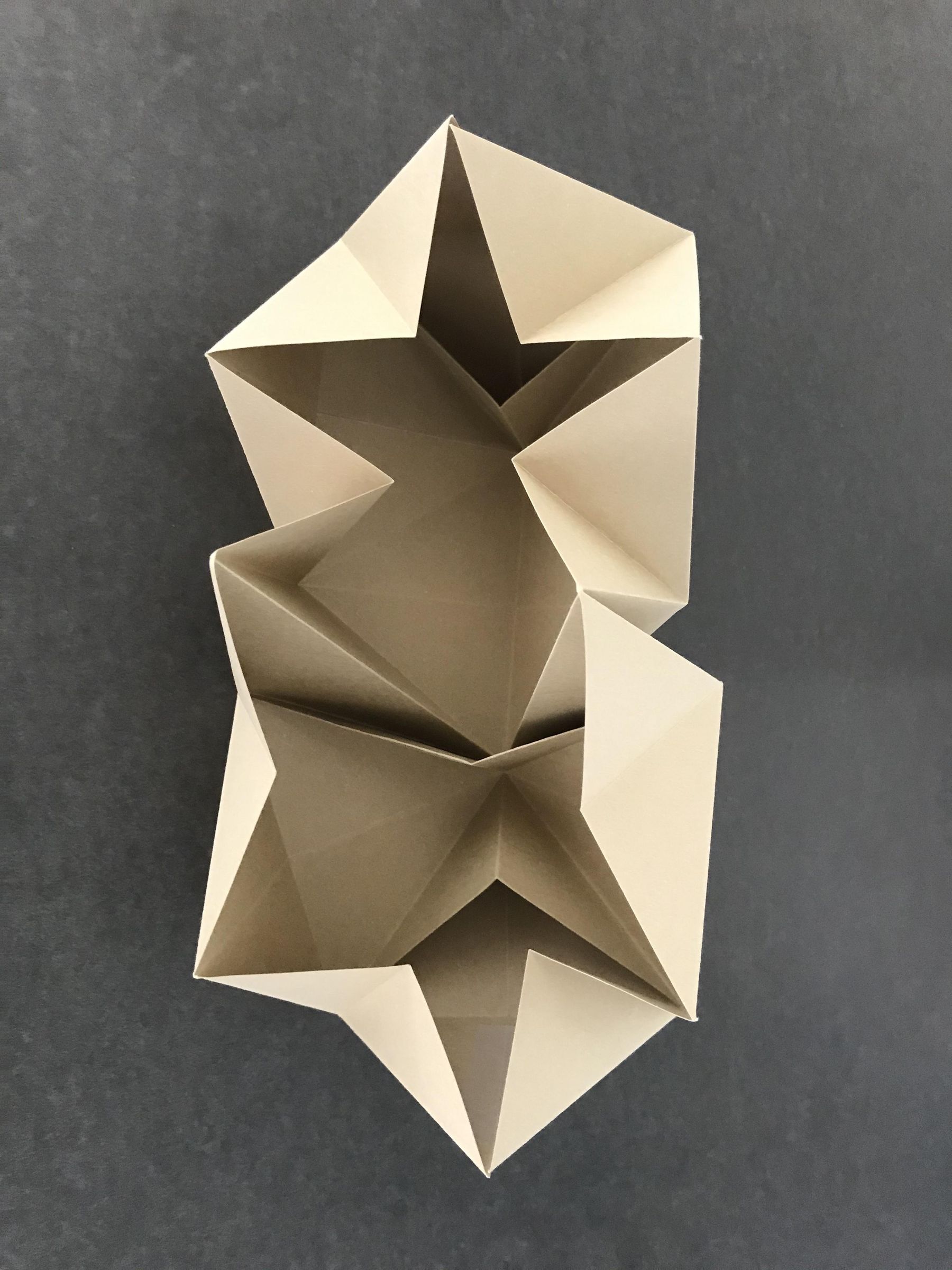 The DIN A3 Elongated Octahedron : 3 Steps (with Pictures) - Instructables