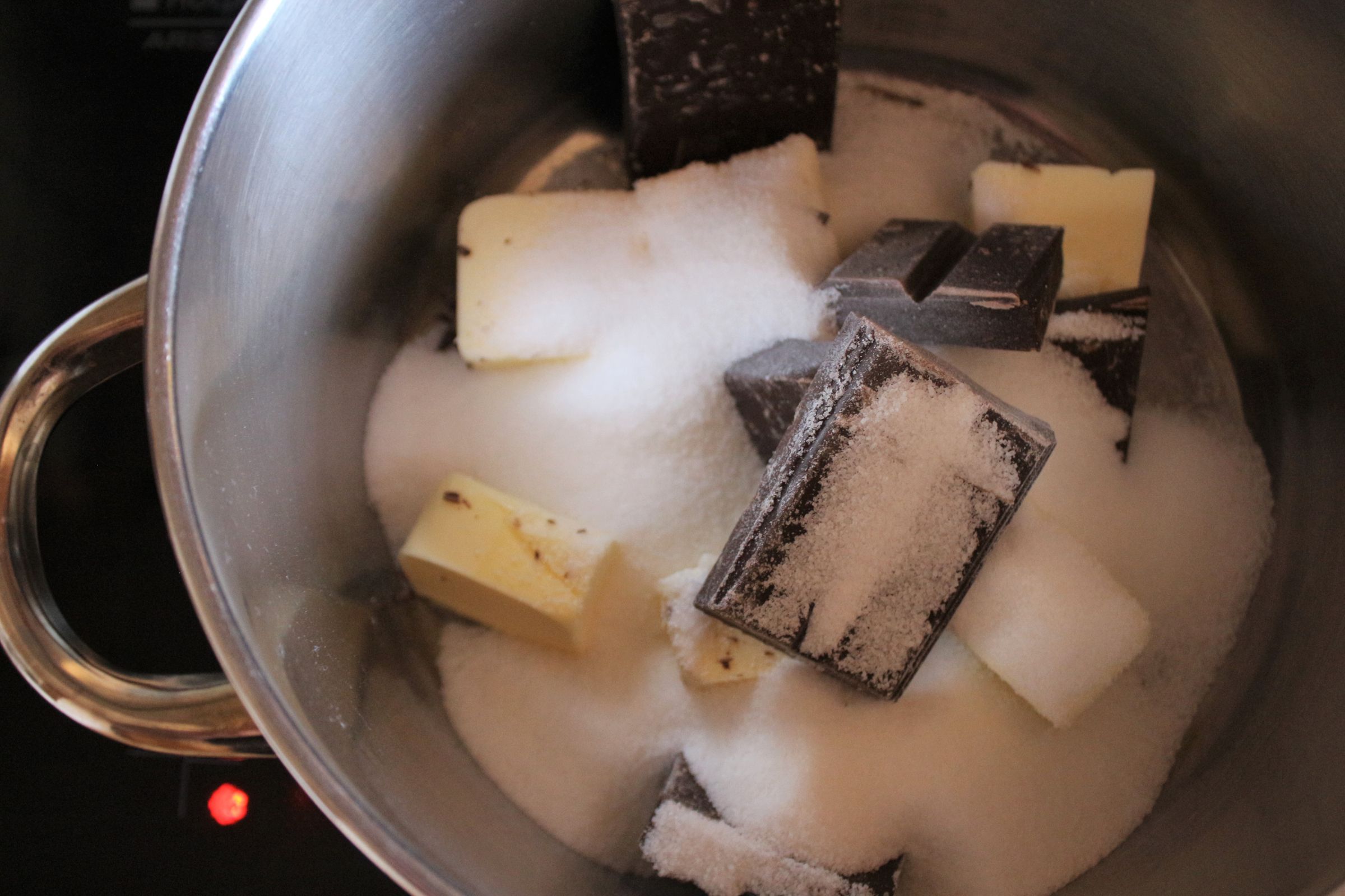 Choco Shock Cake : 7 Steps (with Pictures) - Instructables