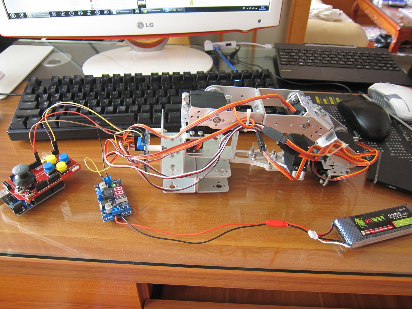 My Ninth Project Robot Arm With Joystick Shield 6 Steps With Pictures Instructables