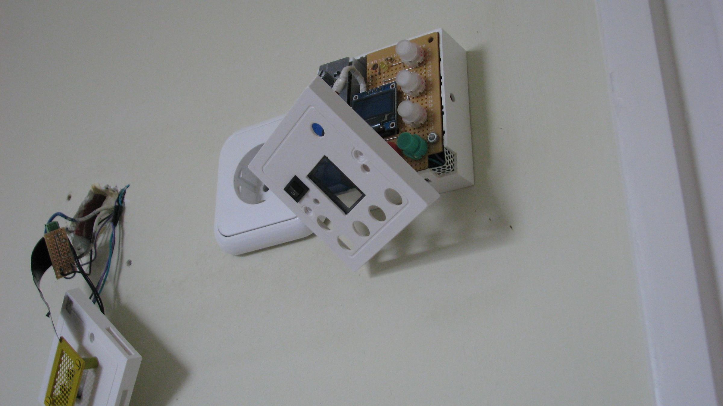 Smart Bluetooth Thermostat Arduino, Airing and Lights Control : 7 Steps (with Pictures ...