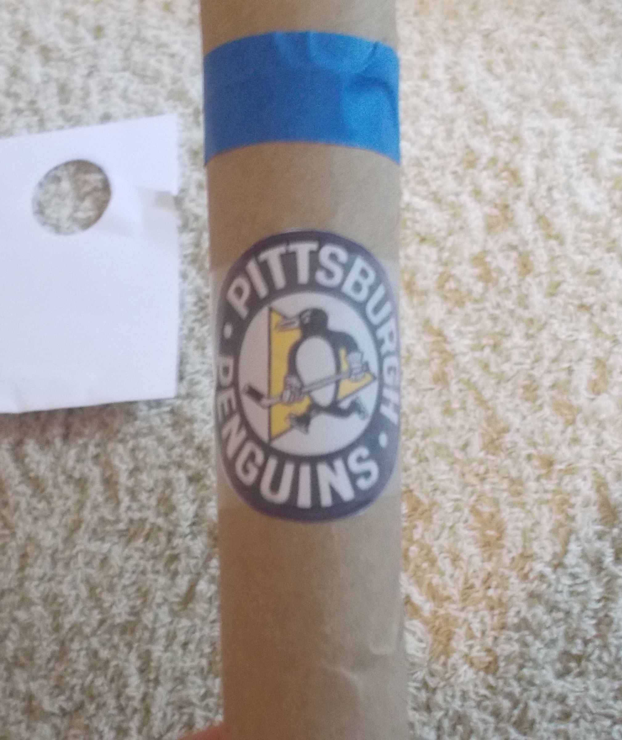 Hockey Stick and Puck From Paper Towel Rolls and Ketchup Lid : 7 Steps ...
