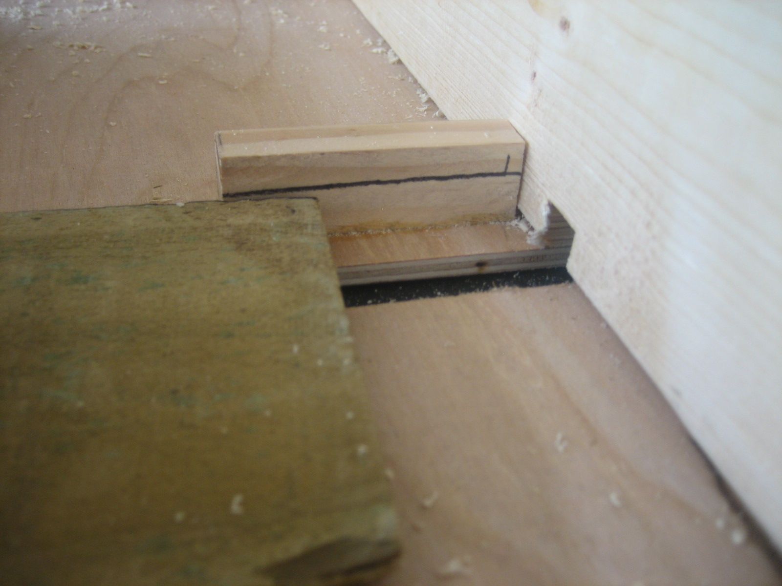 BOX JOINT JIG FOR ROUTER TABLE : 10 Steps - Instructables