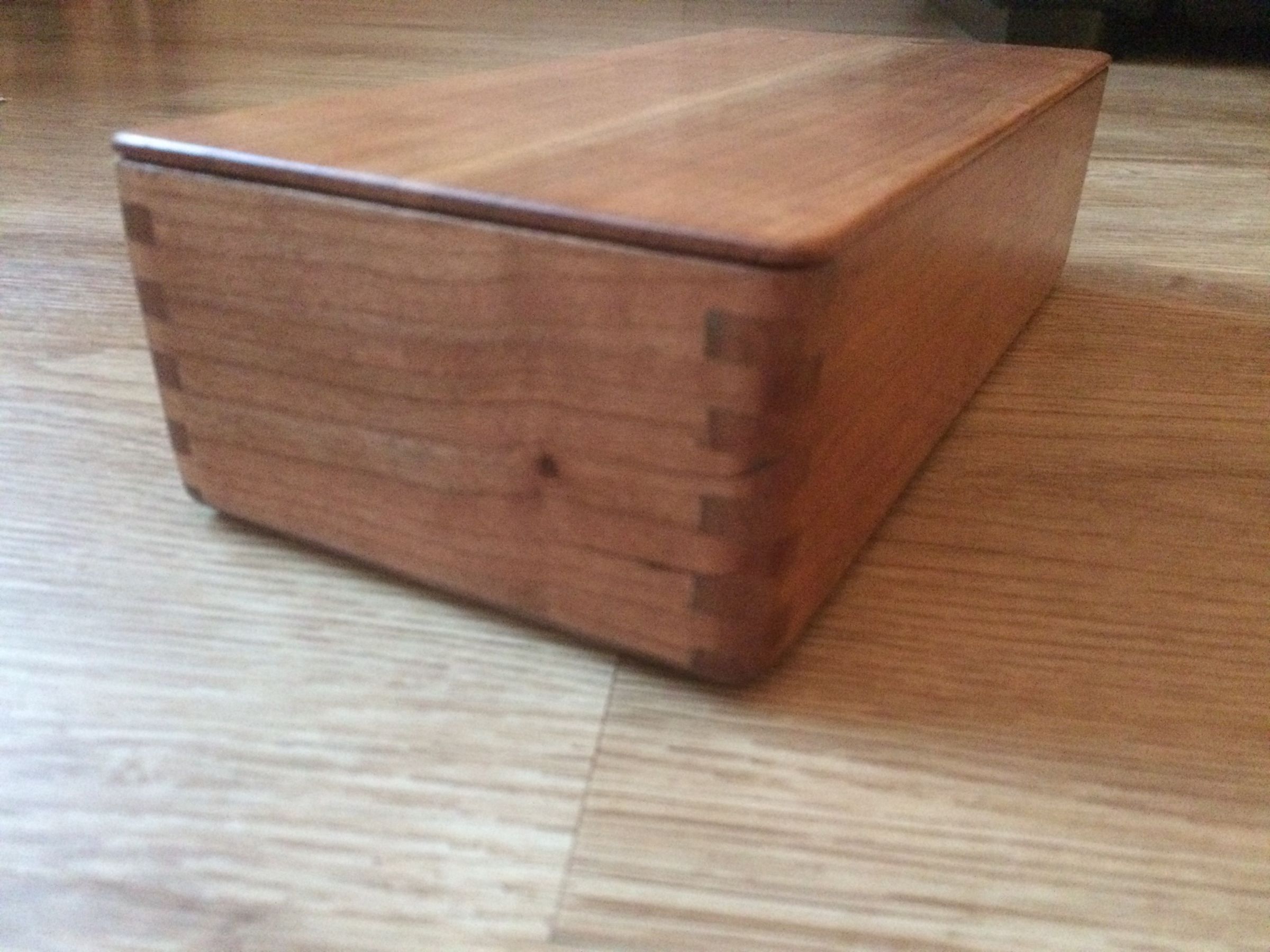 Wooden Box Using Finger Joints - Includes Sliding Dove-Tail Lid : 7 ...